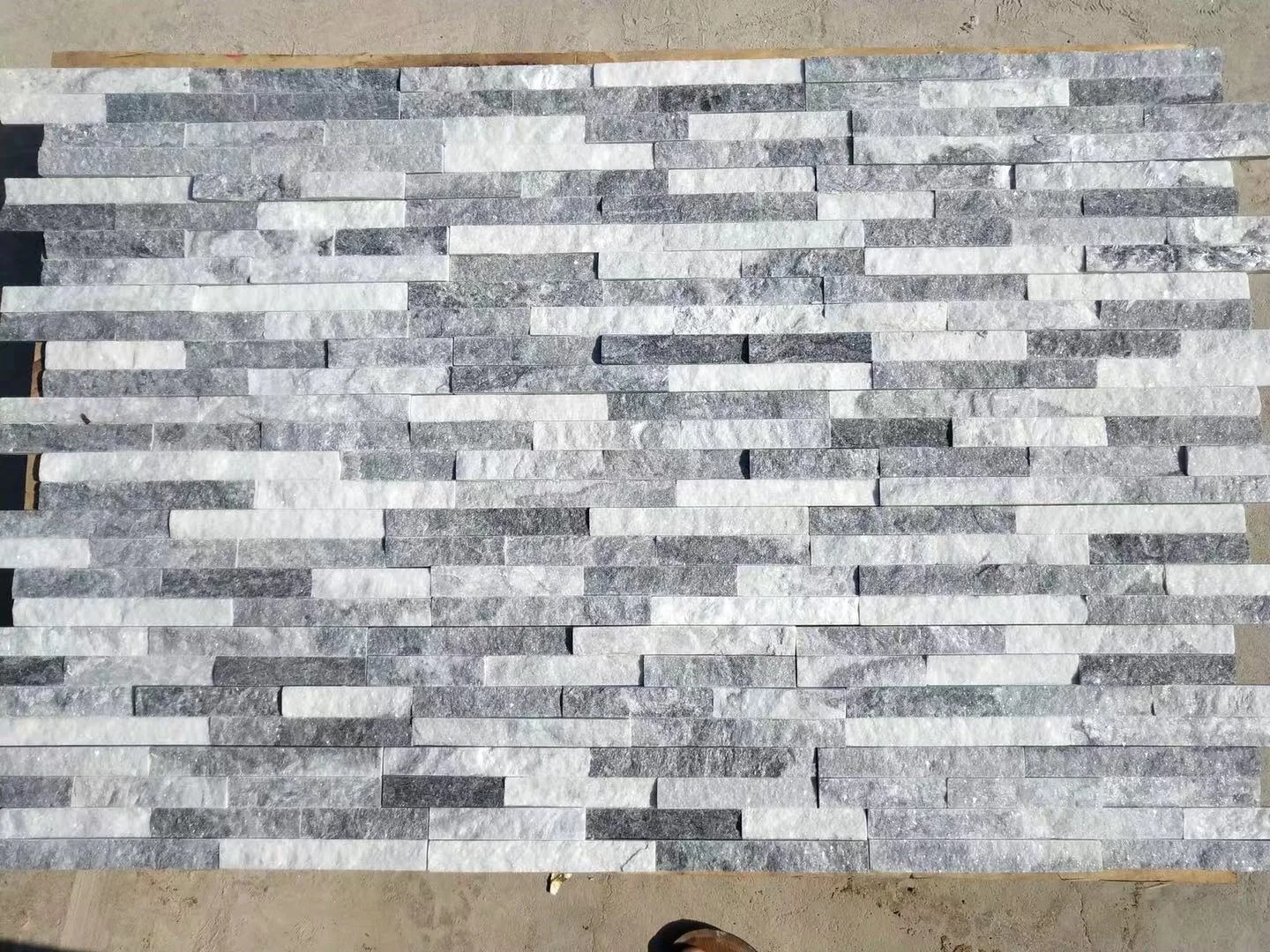 Natural Grey Quartzite Stacked Stone Veneer Wall Cladding| Alibaba.com