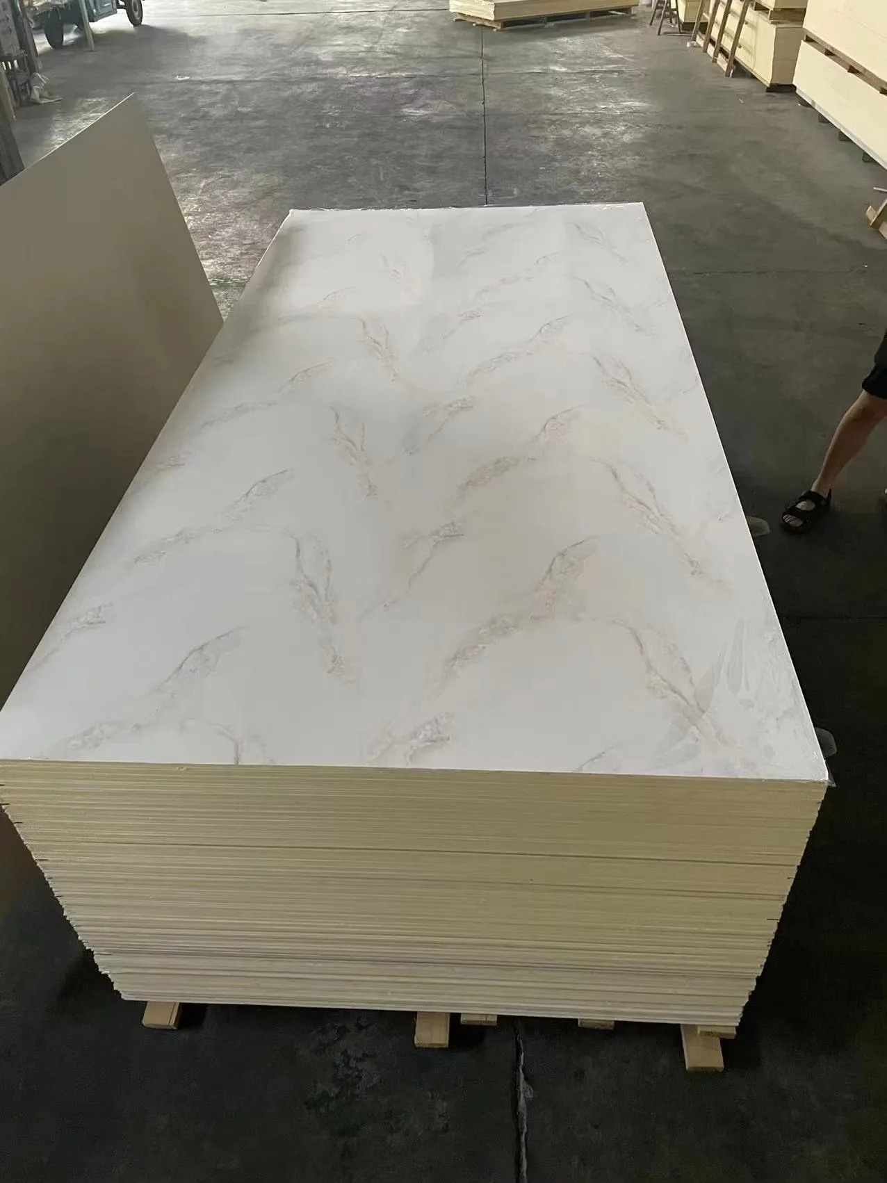 Marble Continuous Texture Co-extruded Bamboo Charcoal Wood Veneer Wpc ...