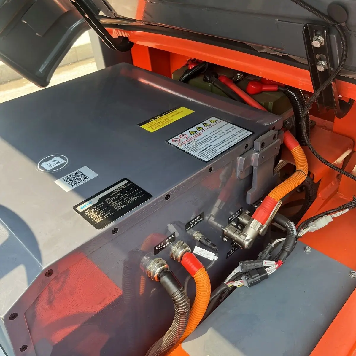 Advanced Quick Charging Compliant with ISO 3691 Standards for Safety 2. ...