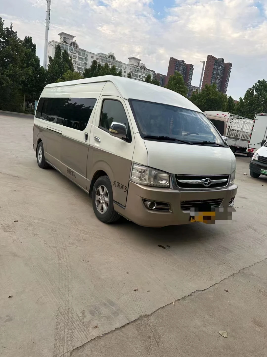 Used Mini Bus for Sale - Joylong Chinese Hiace 18 Seats