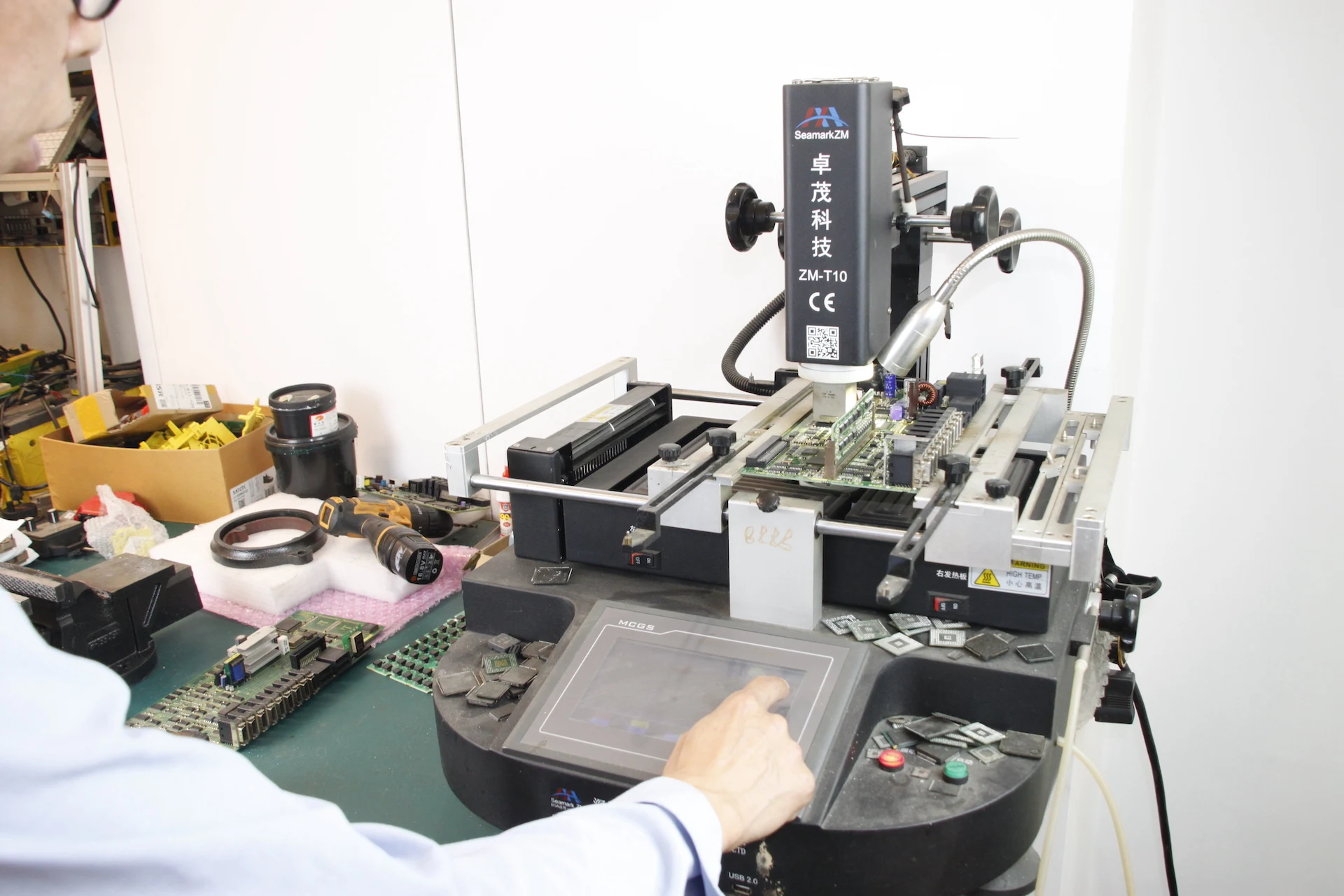 A02b-0319-b502 Fanuc Robot Control Cabinet Accessories Display System ...