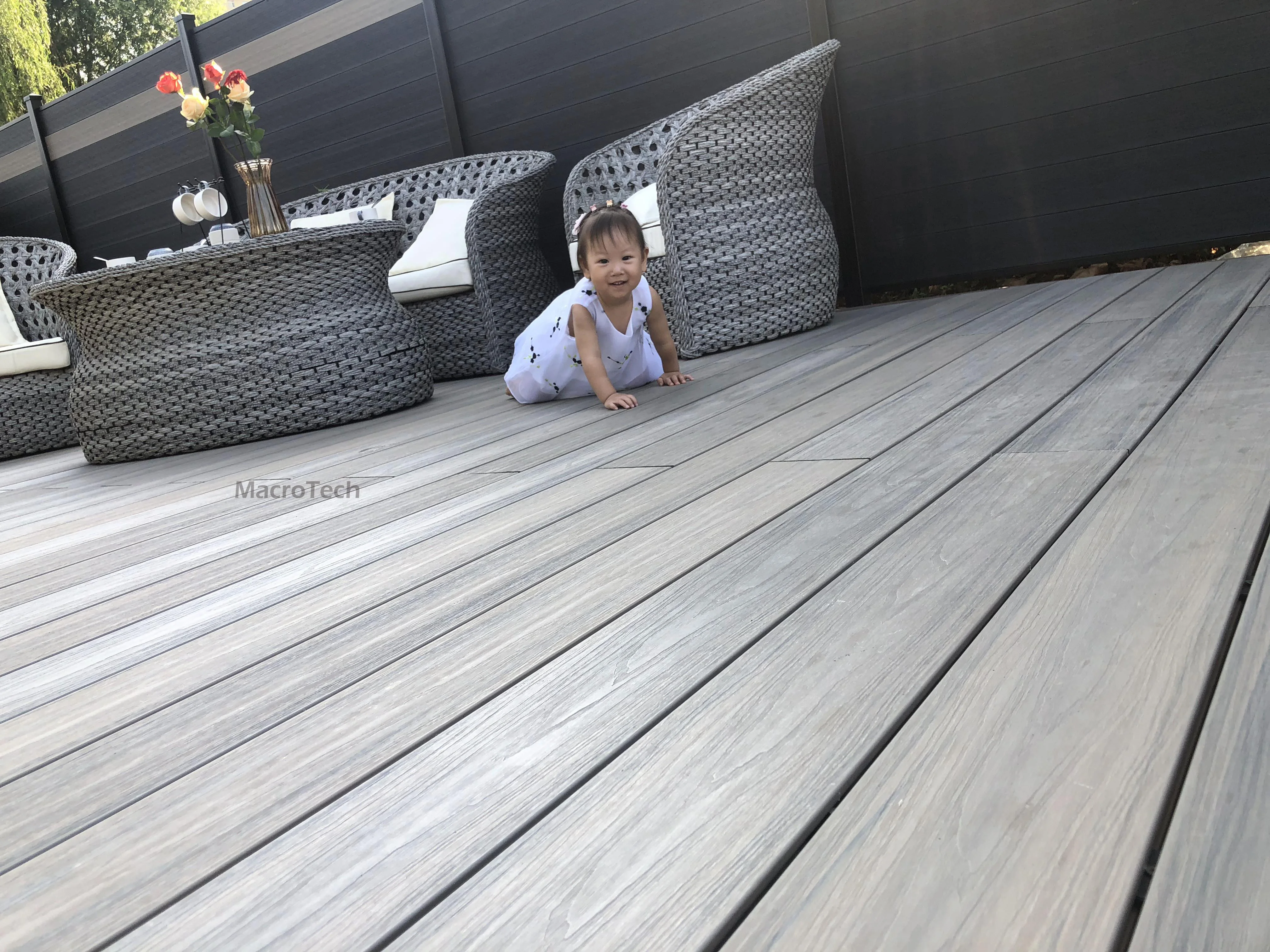 Durable WPC Decking - Modern, Crackresistant Outdoor Solutions