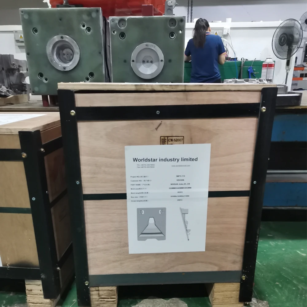 Custom Drip Head Plastic Injection Mold Cavities Hot Runner Irrigation ...