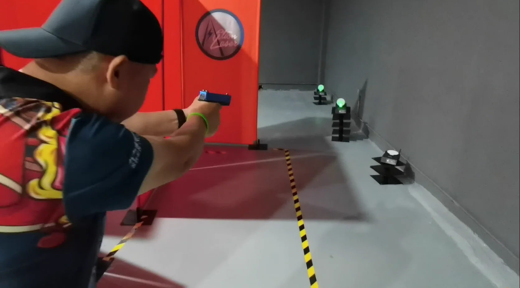 Steel Electronic Laser Shooting Target System - Indoor/Outdoor ...
