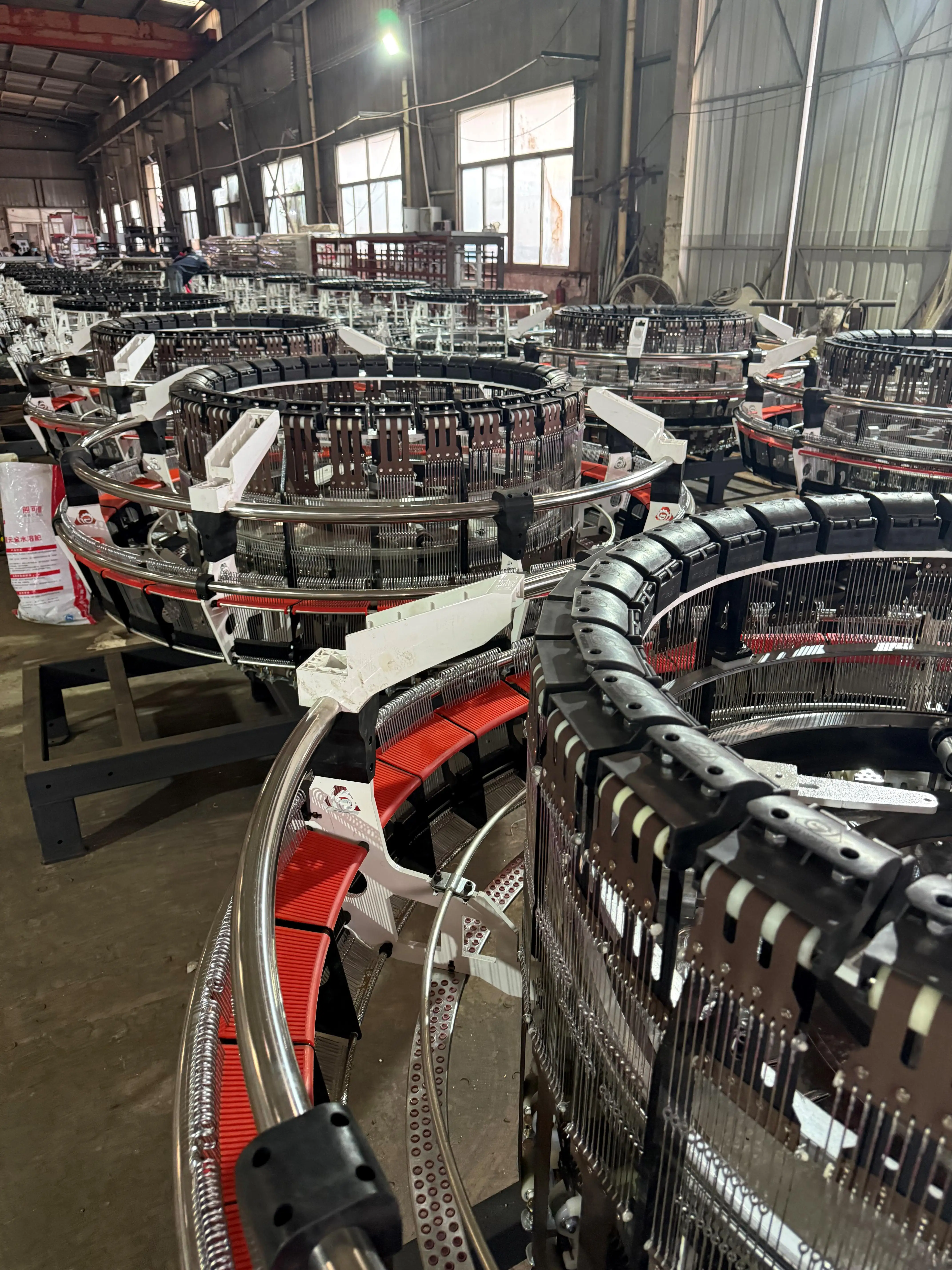 6-Shuttle High-Speed Circular Loom Machine - Precision Weaving for ...