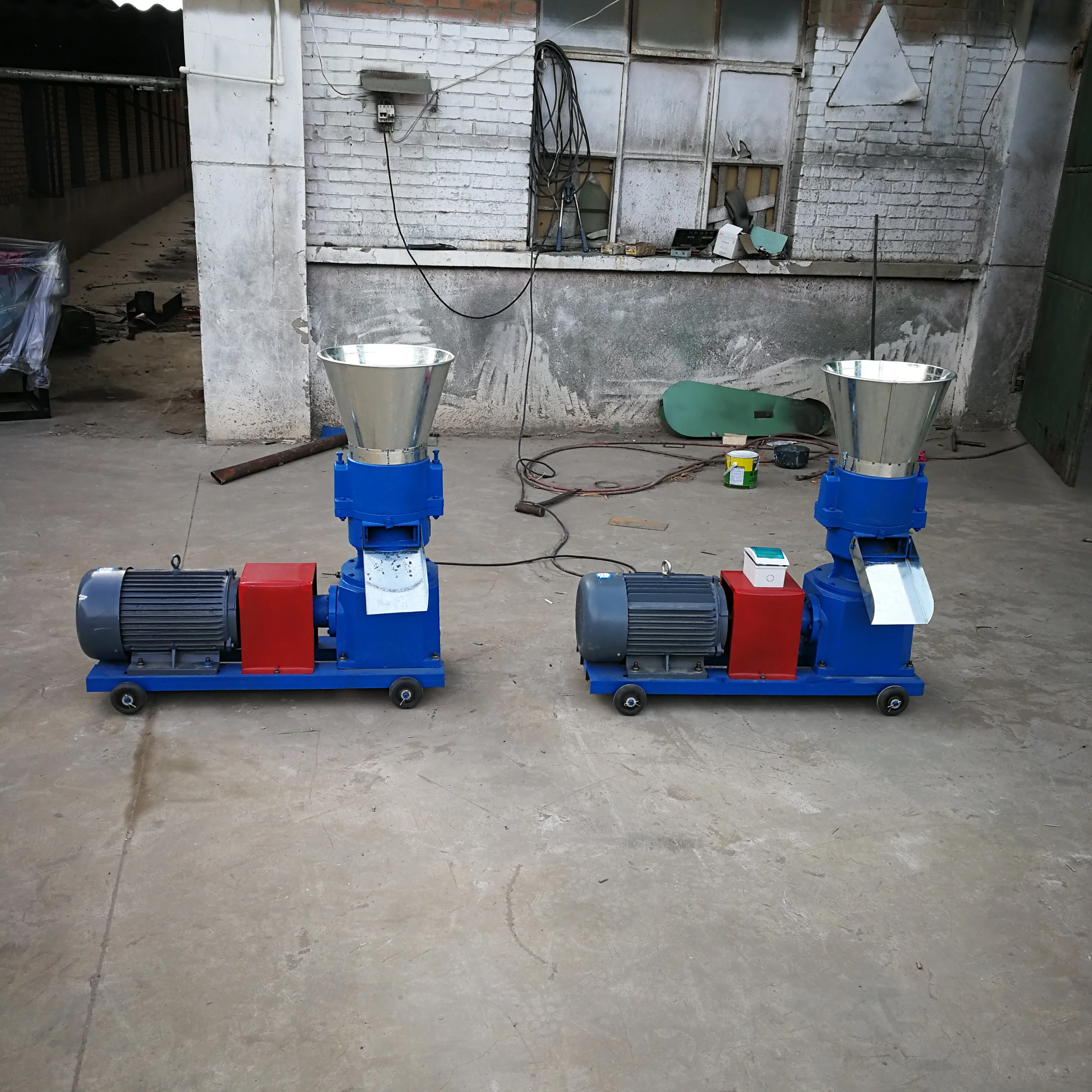 Animal Feed Pellet Mill Processing Machine Chicken Cow Pellet Making ...