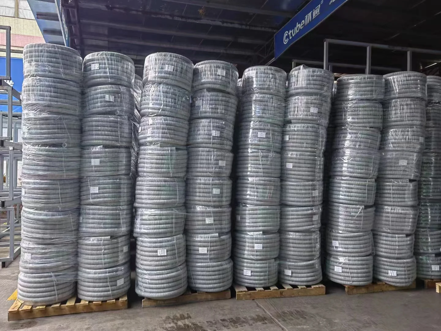 CSA Approved Electrical Plastic PVC Conduit Pipe FT4 Rating