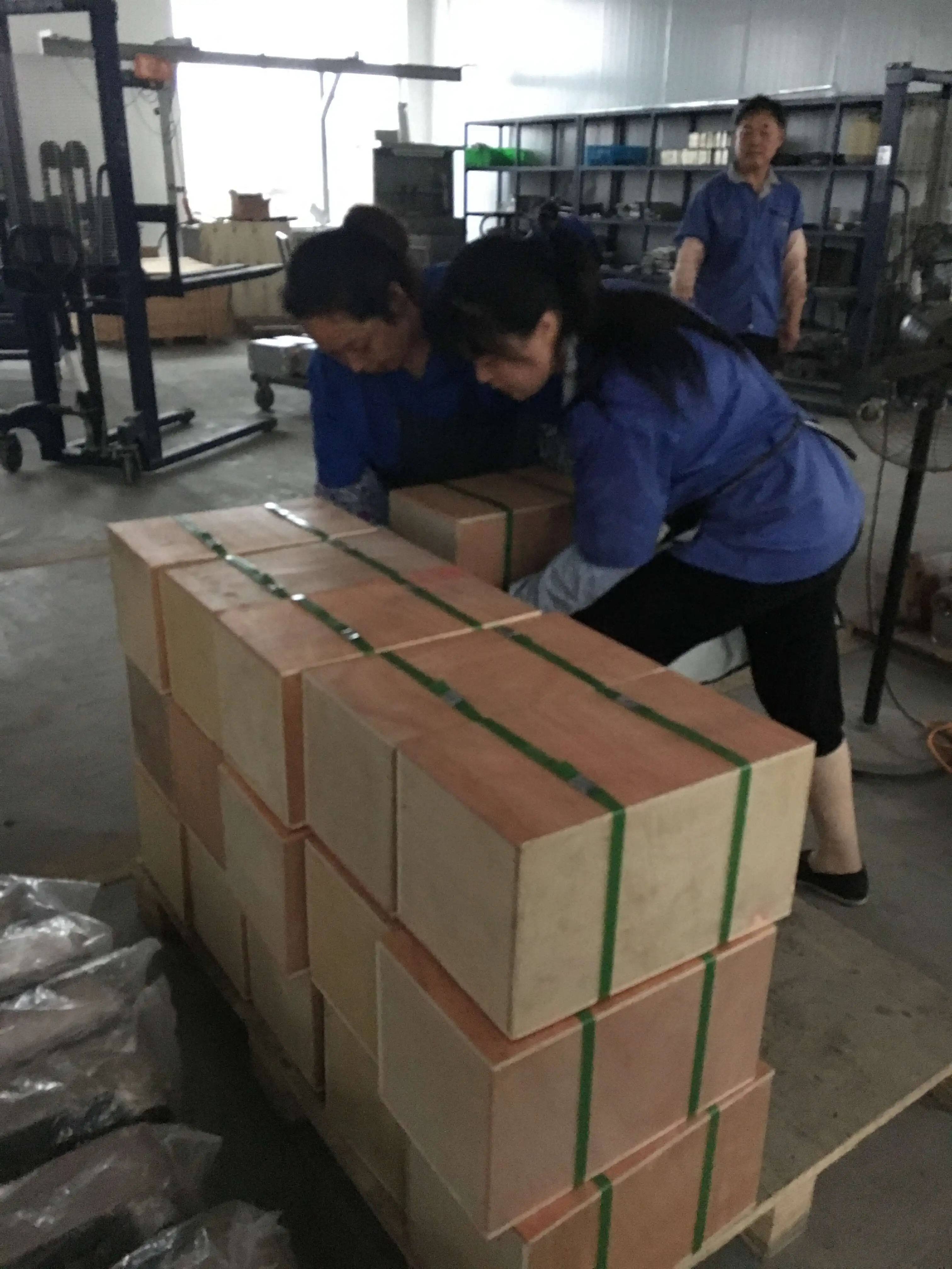 沃尔沃卡车用22439157 20716162柴油冷却器| Alibaba.com