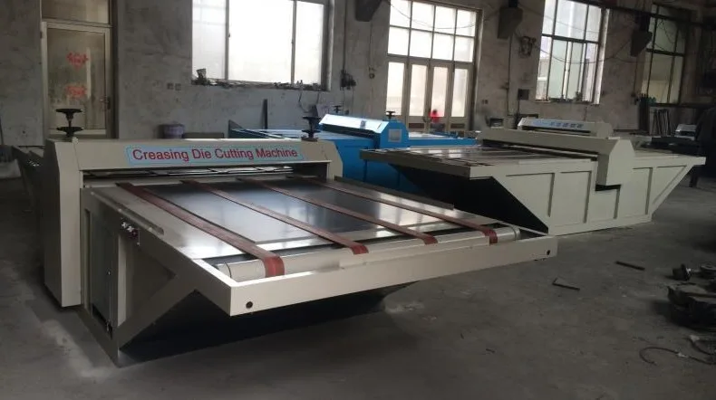 Flatbed Roller Press Die Cutting Machine Corrugated Carton Box Die ...