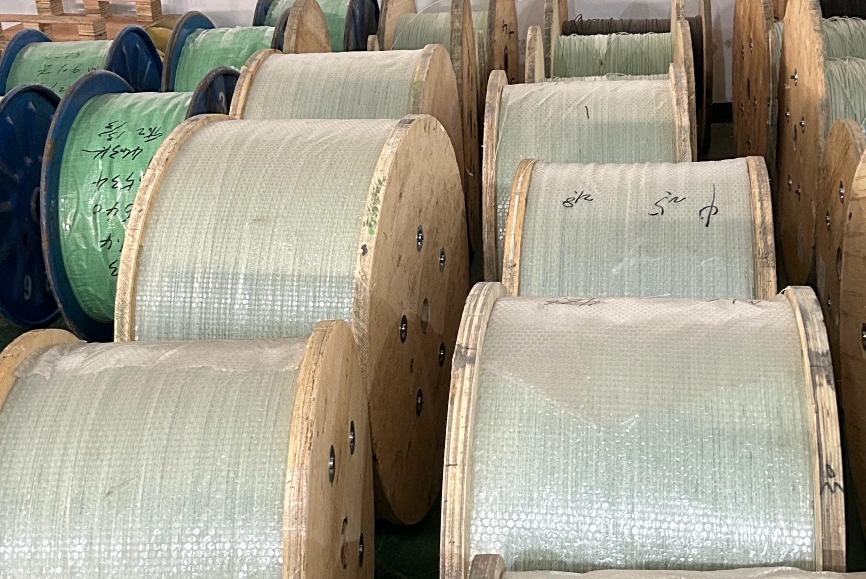 八角形架空光缆gytc8s24/48/96/72芯gytc8s室外光缆 - Buy 24/48/96/72芯gytc8s8架空光缆,光纤设备 ...