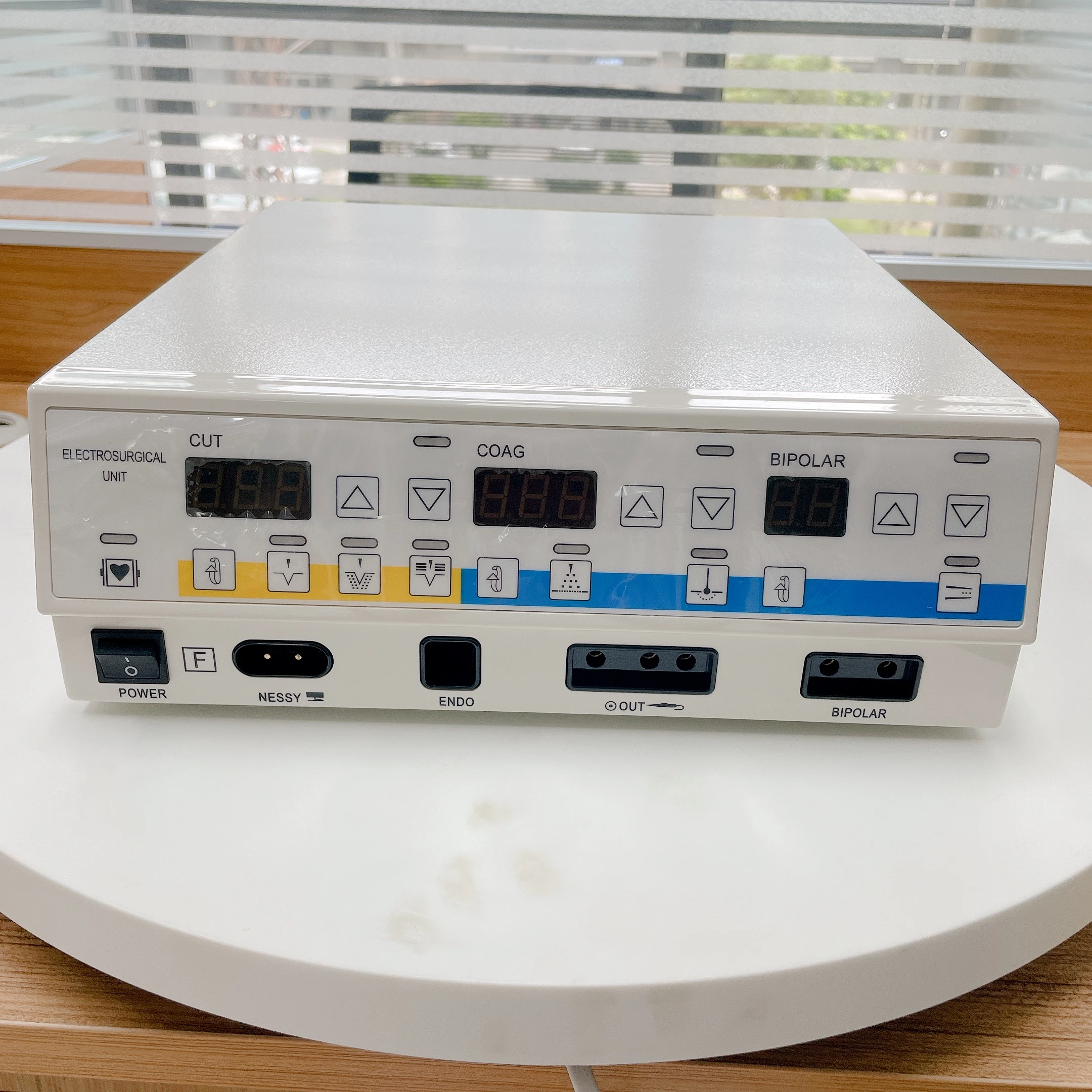 High Frequency Bipolar Electrosurgical Unit Portable Sealing and ...