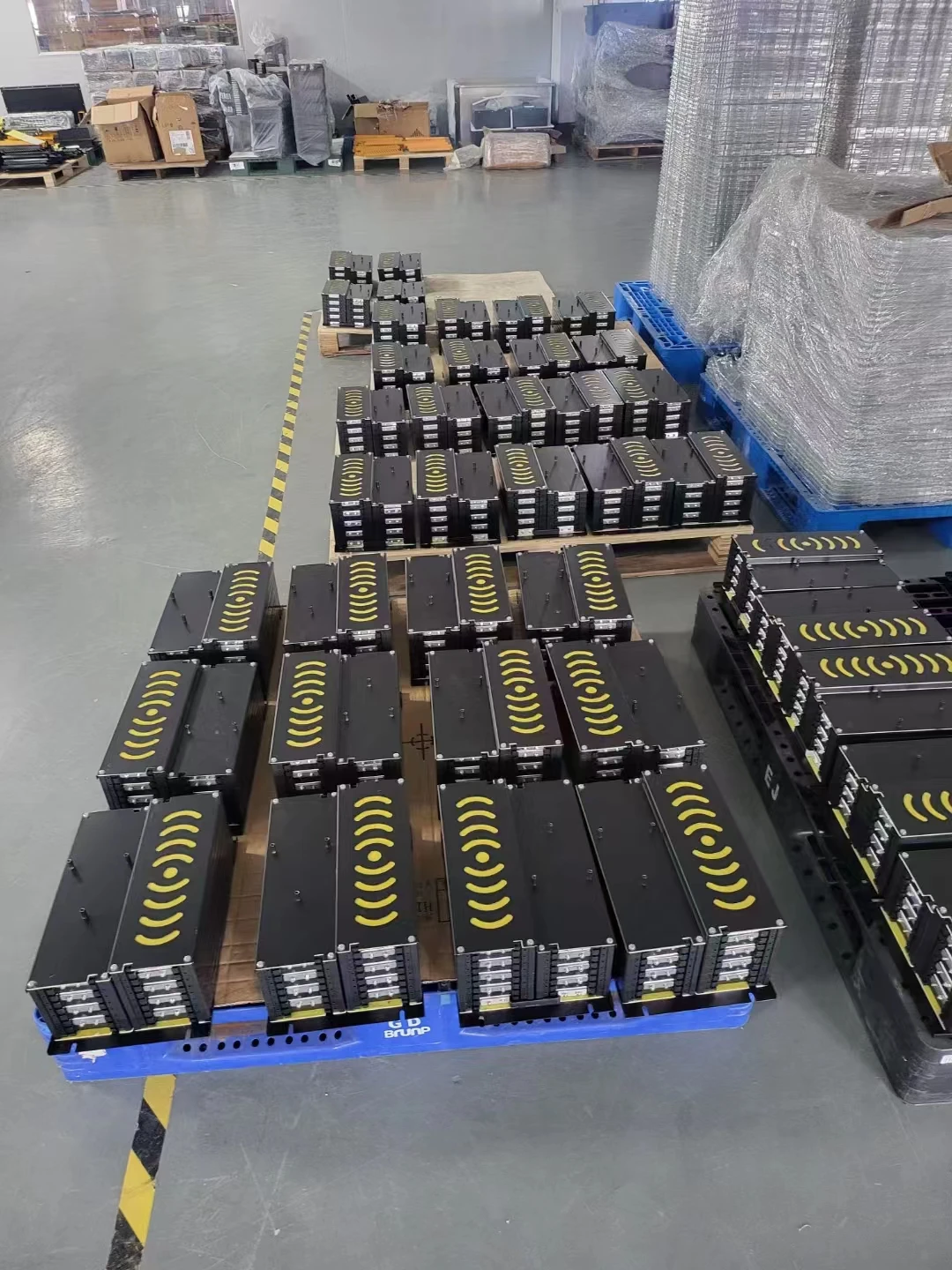 Customized Outdoor Power Bank 500W Large Capacity 220V Energy Storage ...