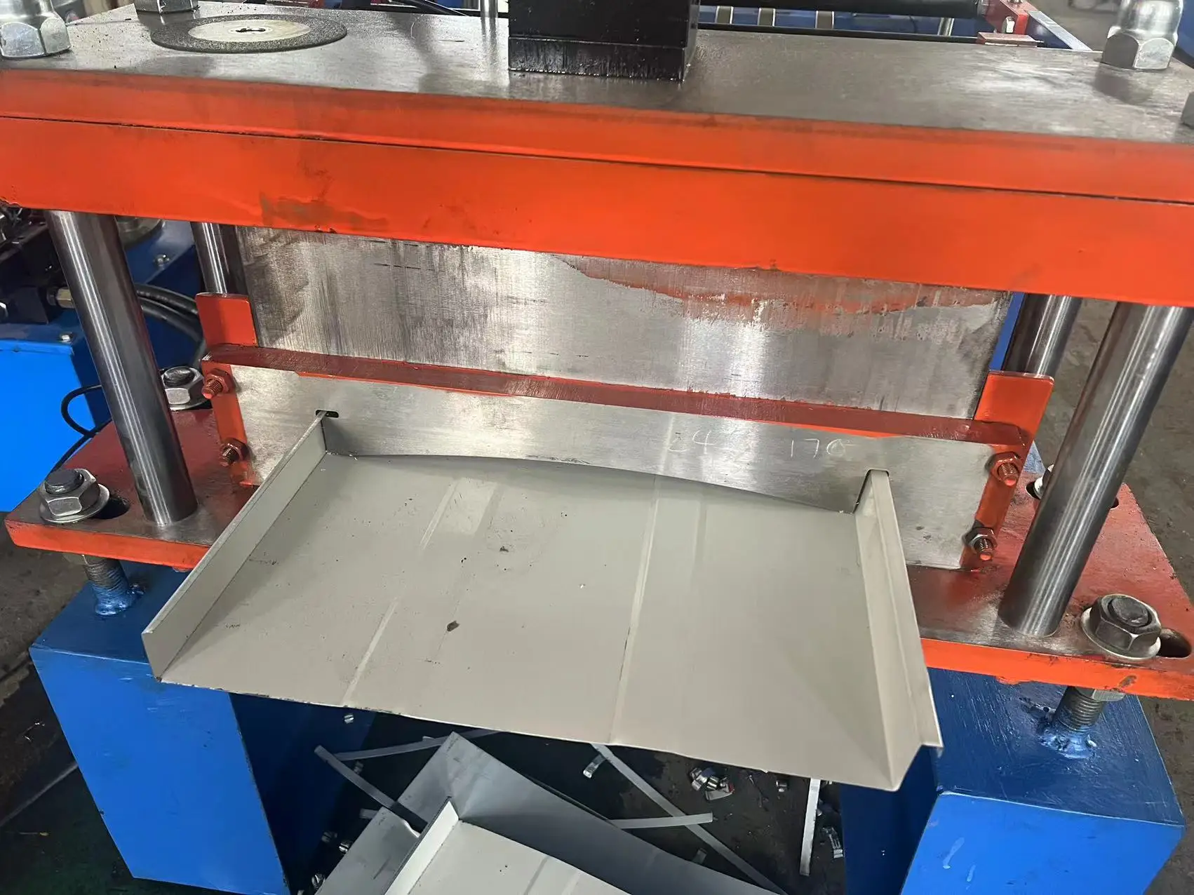 Standing Seam Metal Sheet Roof Press Profile Machine Standing Seam ...