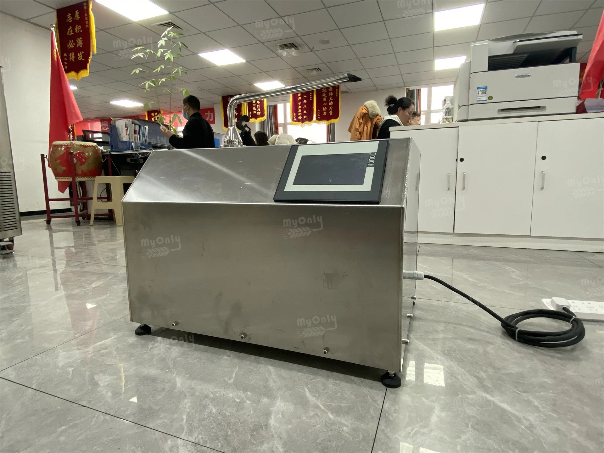 Chocolate Tempering Machine - Efficient & Portable Solution