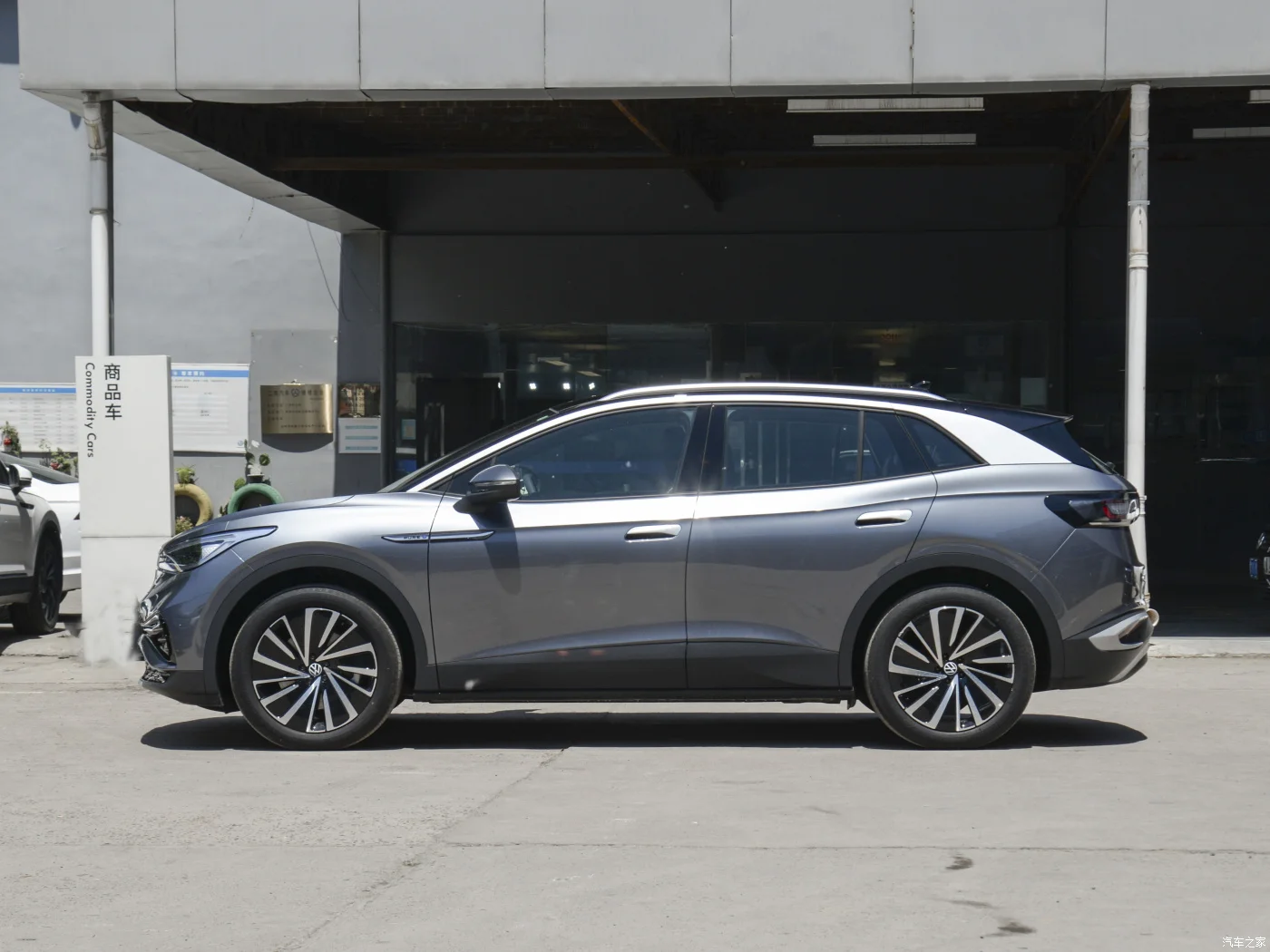 4 Wheel Electric Vehicle Volkswagen ID X new-energy car Four-axle drive ...