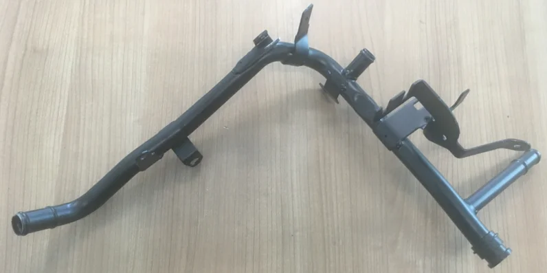 VW Audi OEM Coolant Pipe 038121065Q - Durable & Reliable