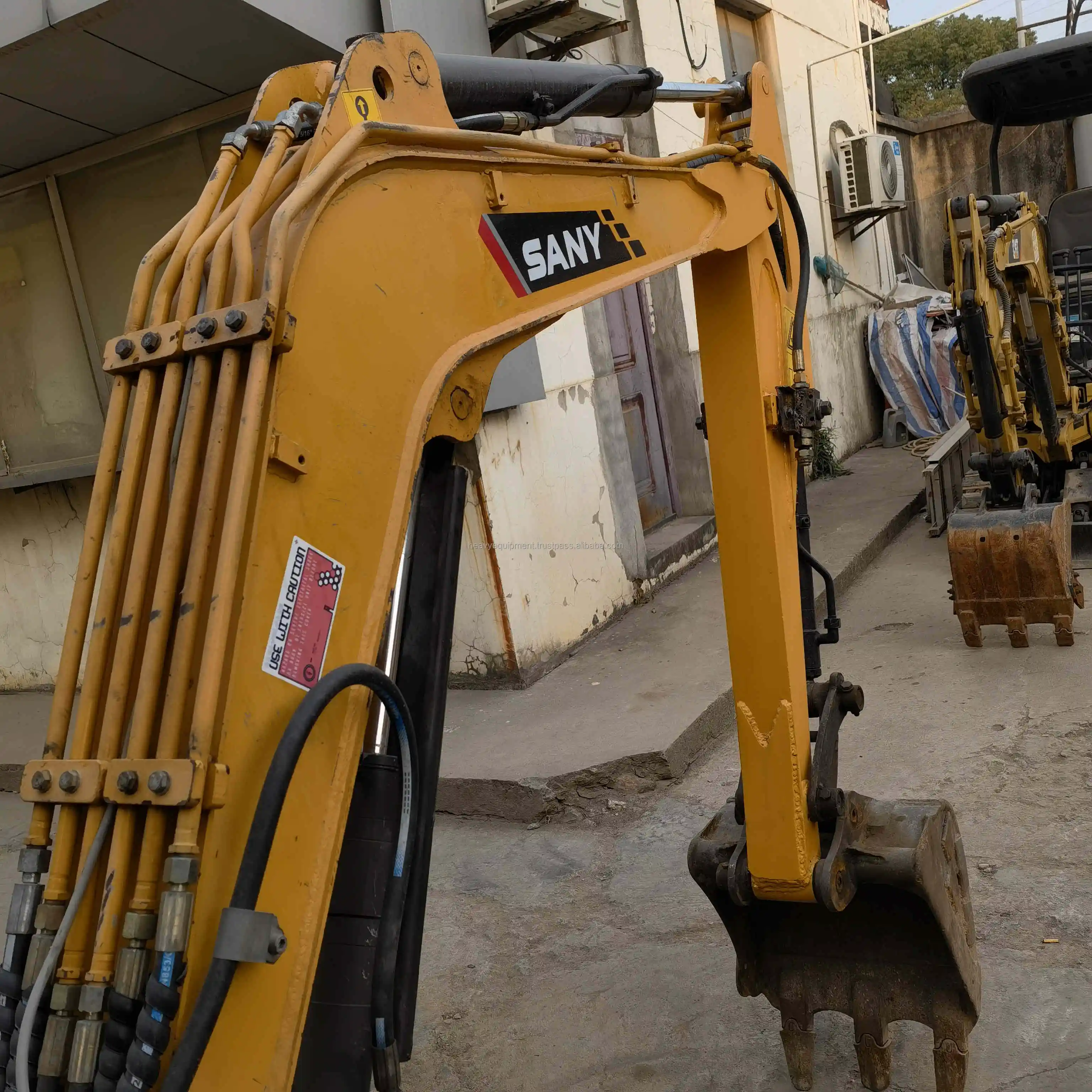 Chinese Mini Sany Sy16c Excavator Used Sy16 Model 1.6 Ton Micro Digger ...