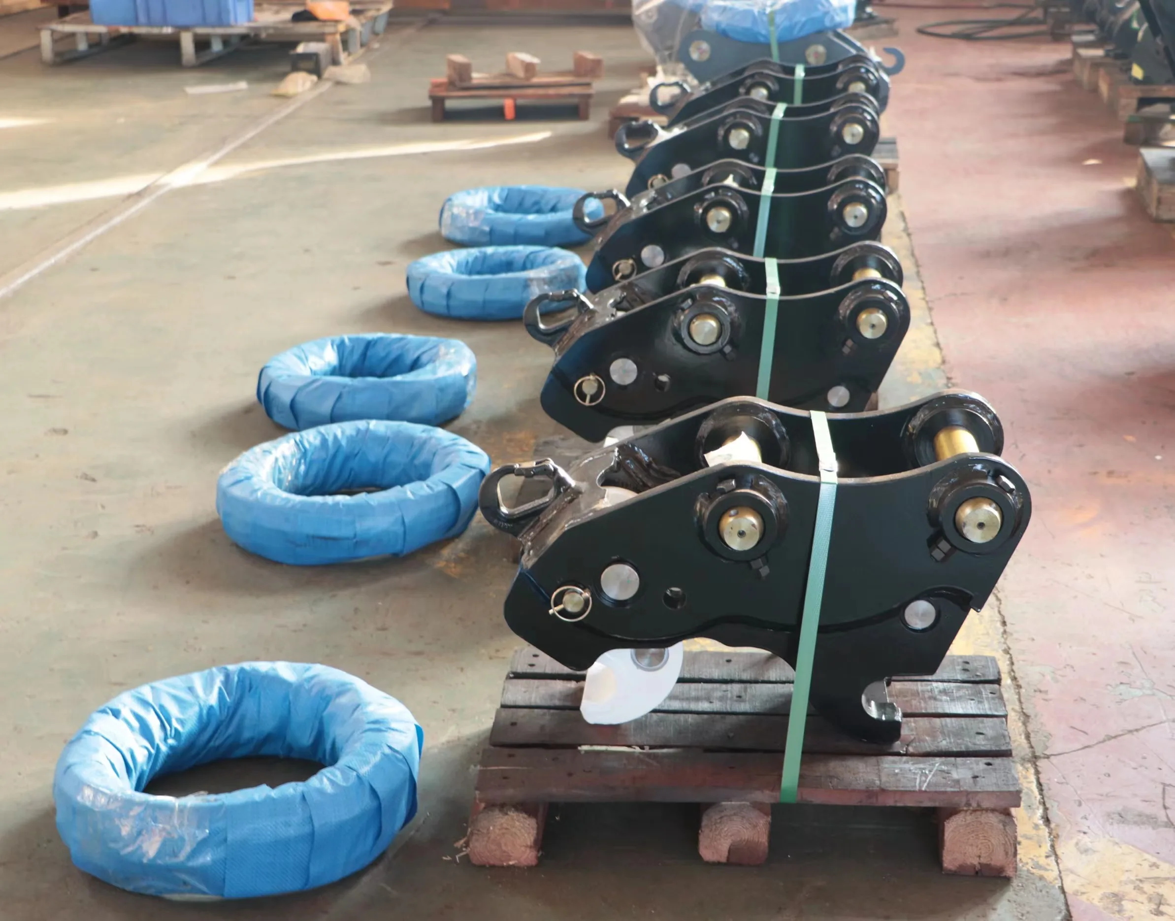 Double Locking Tilt Quick Hitch For Excavators Double Locking Excavator ...