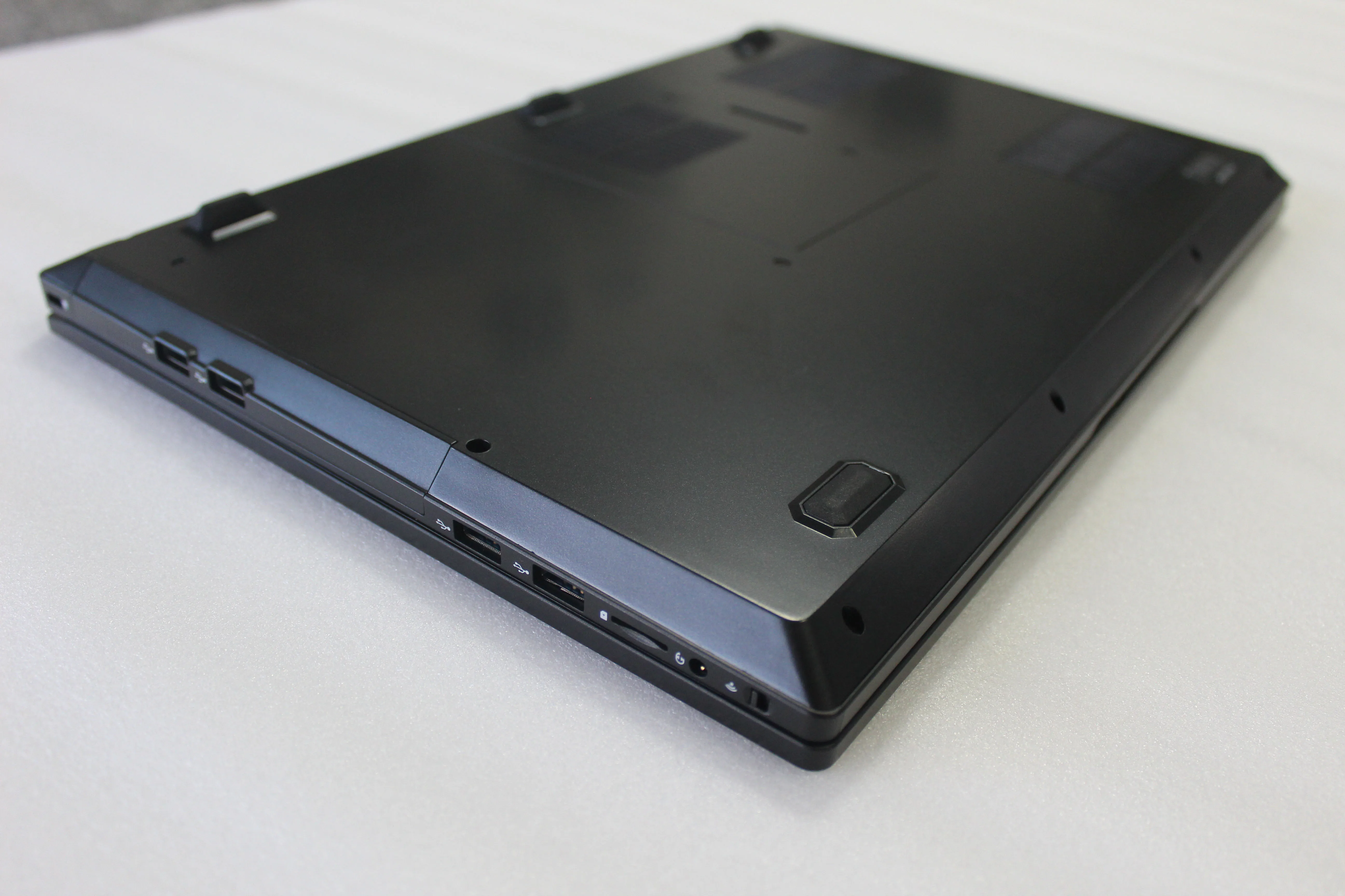 Intel Laptop with Russian Keyboard - 8GB 256GB SSD Gaming
