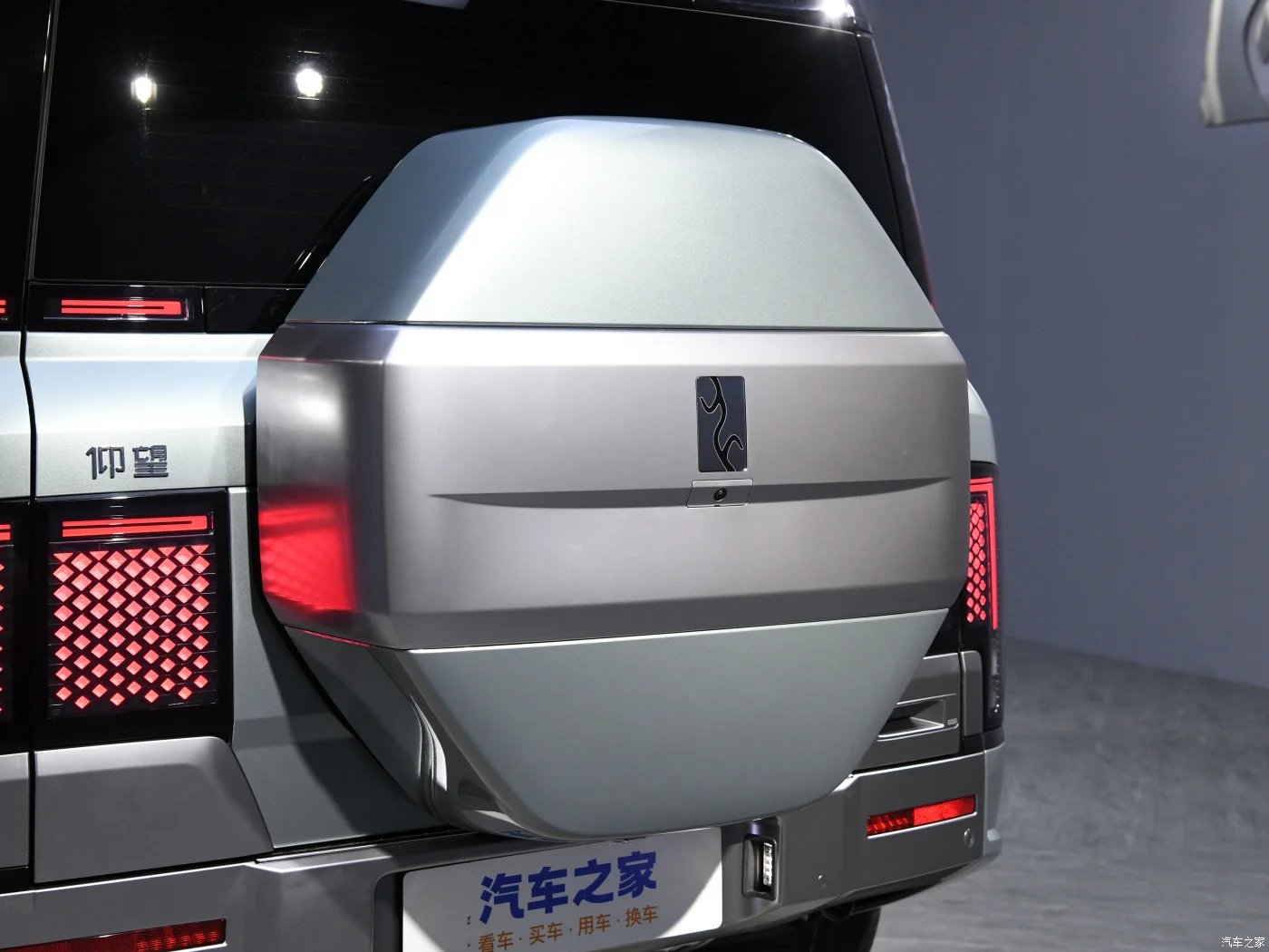 Hot Sale 2023 Byd Yangwan U8 Instock Byd Yangwang U8 Is An Electric 4x4 ...
