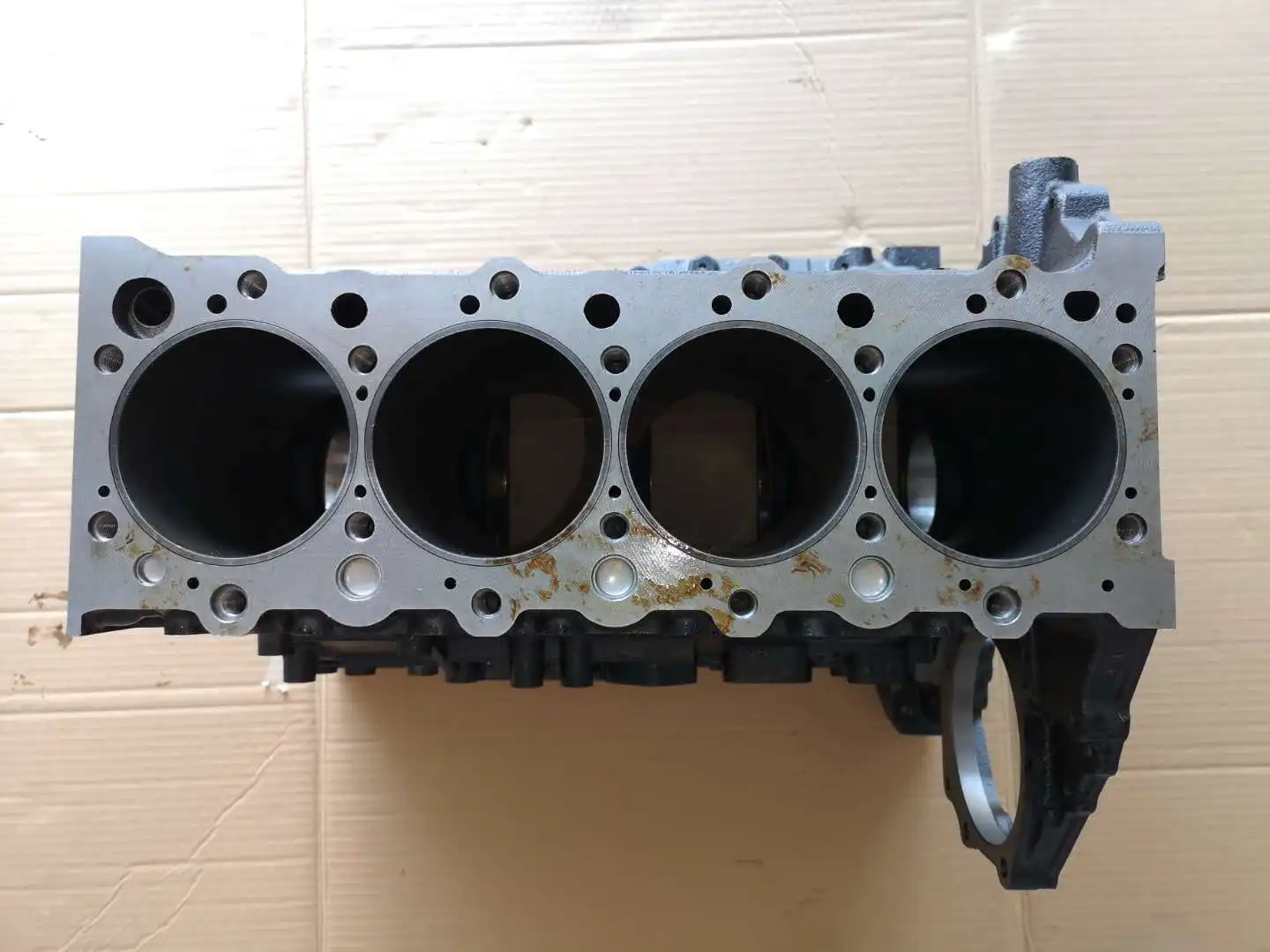 4HK1 Cylinder Block for NPR NQR FSR FRR Industrial Engines
