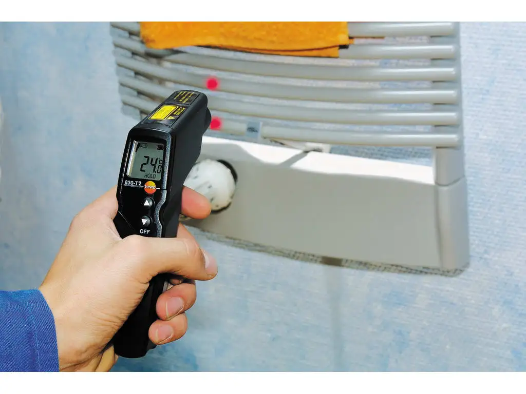 Testo 830-T2 Infrared Thermometer - Precision and Versatility