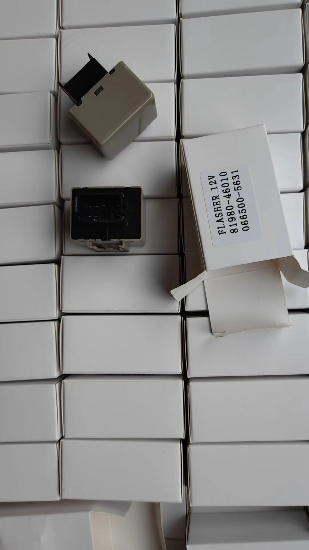 SENTLON Auto Flasher Relay for Toyota - Reliable Performance