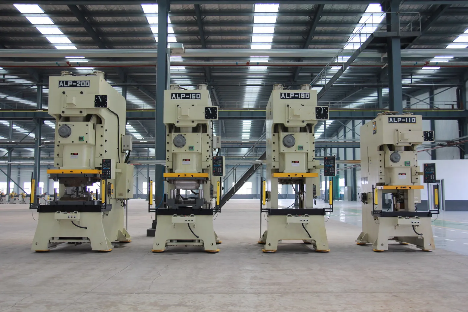 Metal Stamping Press Machine ALP 200T - High Productivity