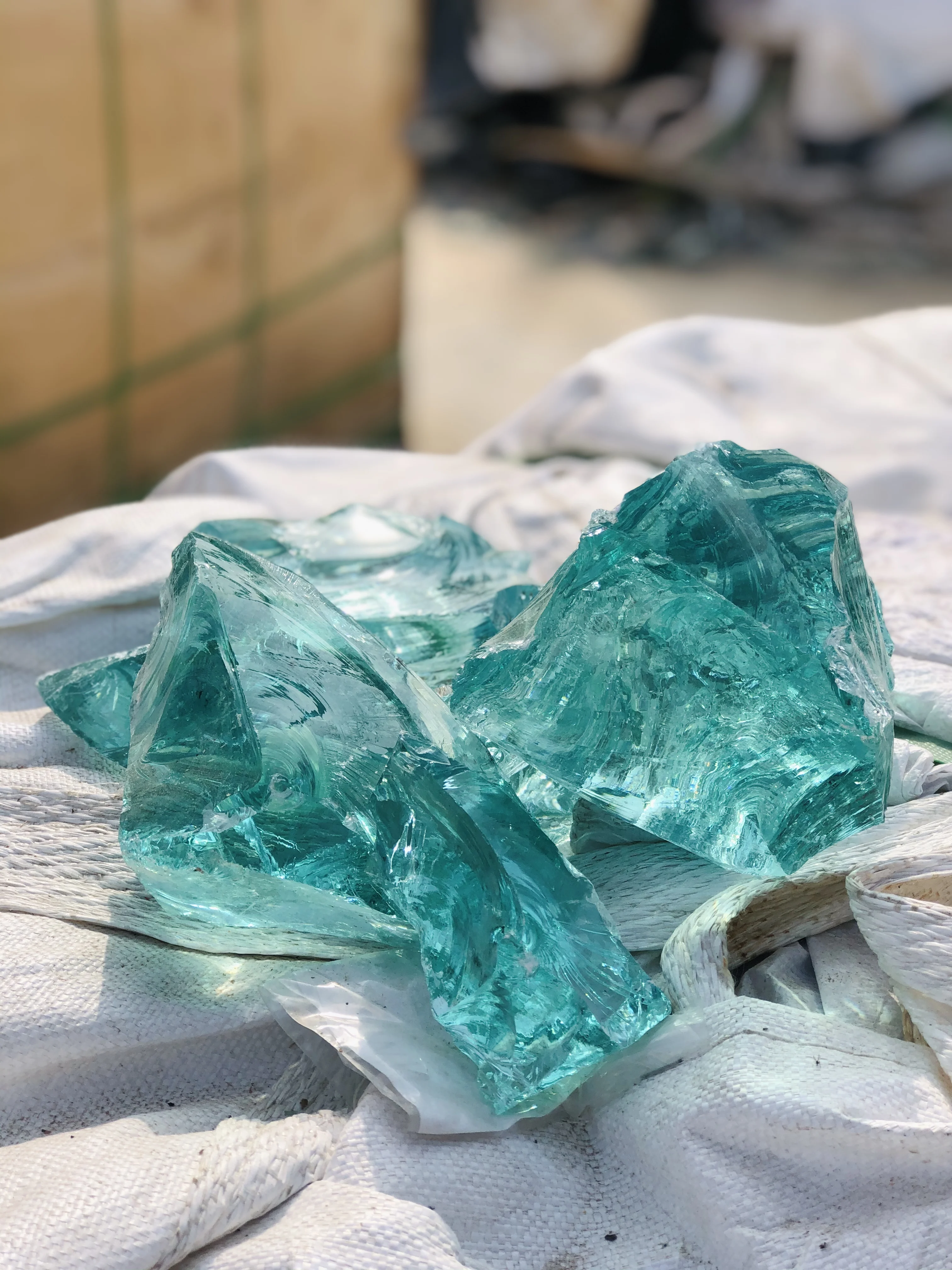 Garden Decoration with Broken Glass Rocks - Ocean Blue