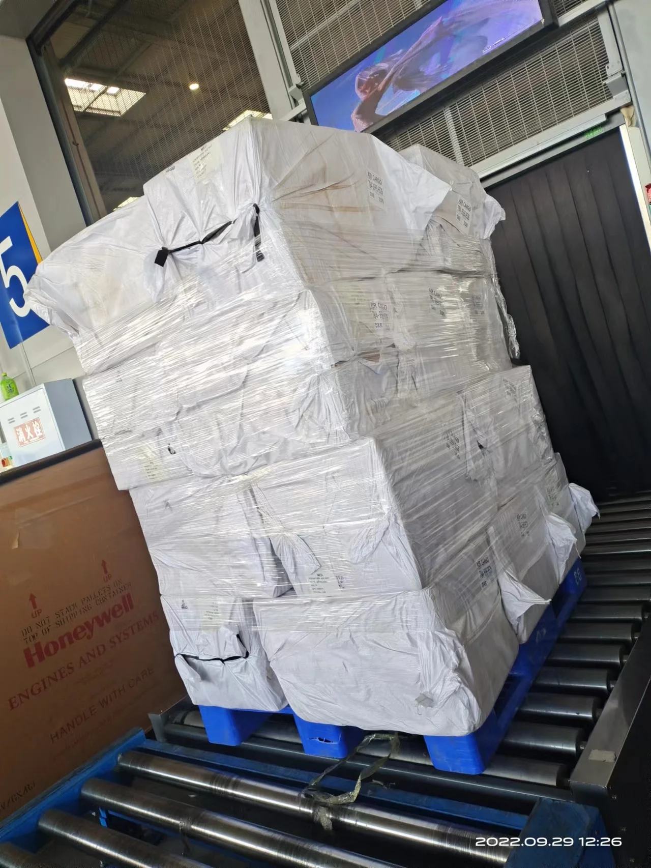 Protect Use Uniform Acu - Buy Protect Use Acu Uniform,Finger Massage ...