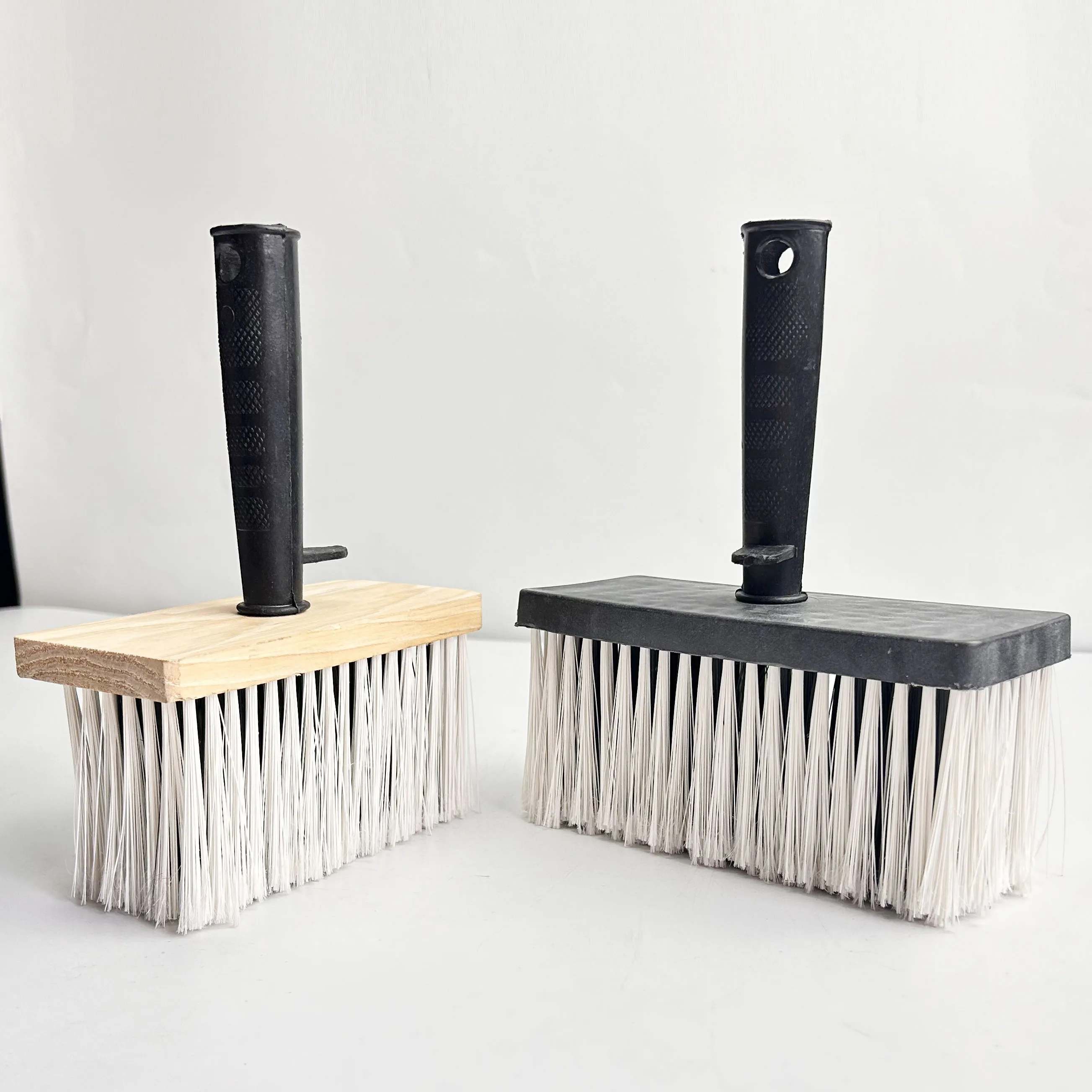 Black Plastic Handle Ceiling Brush Wood Brush Head Cleaning Brush for ...