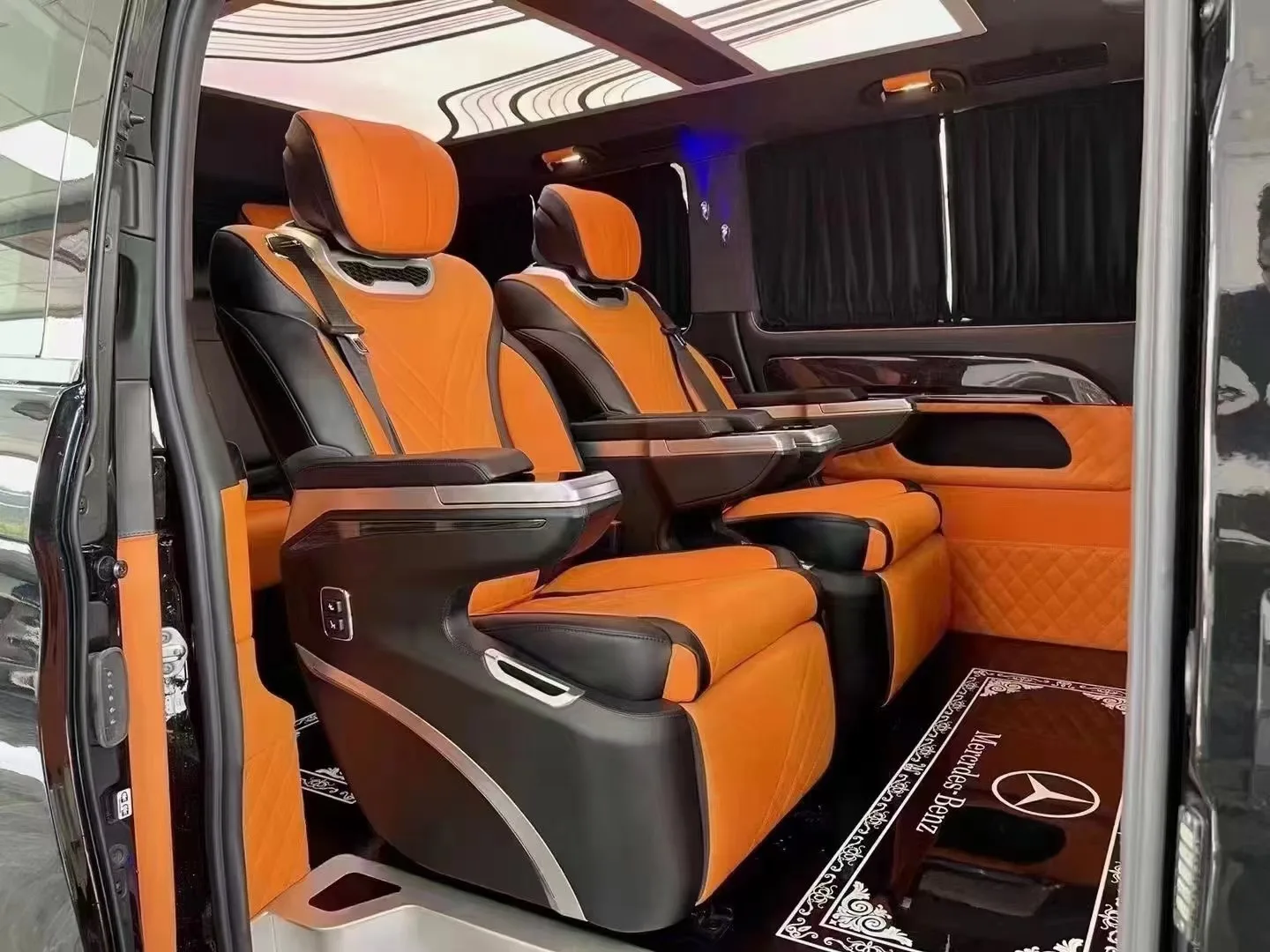 Luxury Electric Adjustable VIP Seat for Mercedes Sprinter