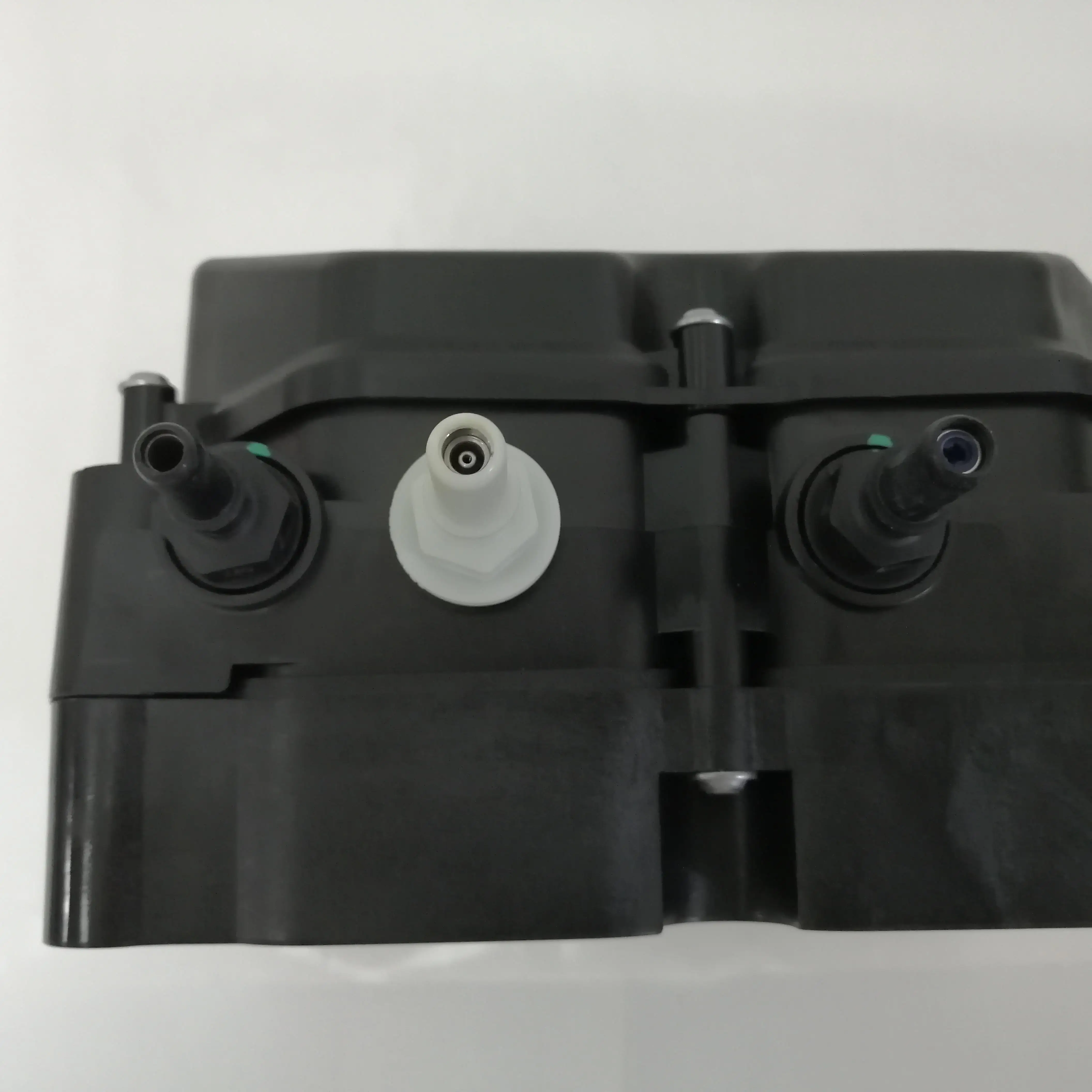 0444042024 0444042181 24V SCR AdBlue DEF Pump Adblue Injector for volvo ...