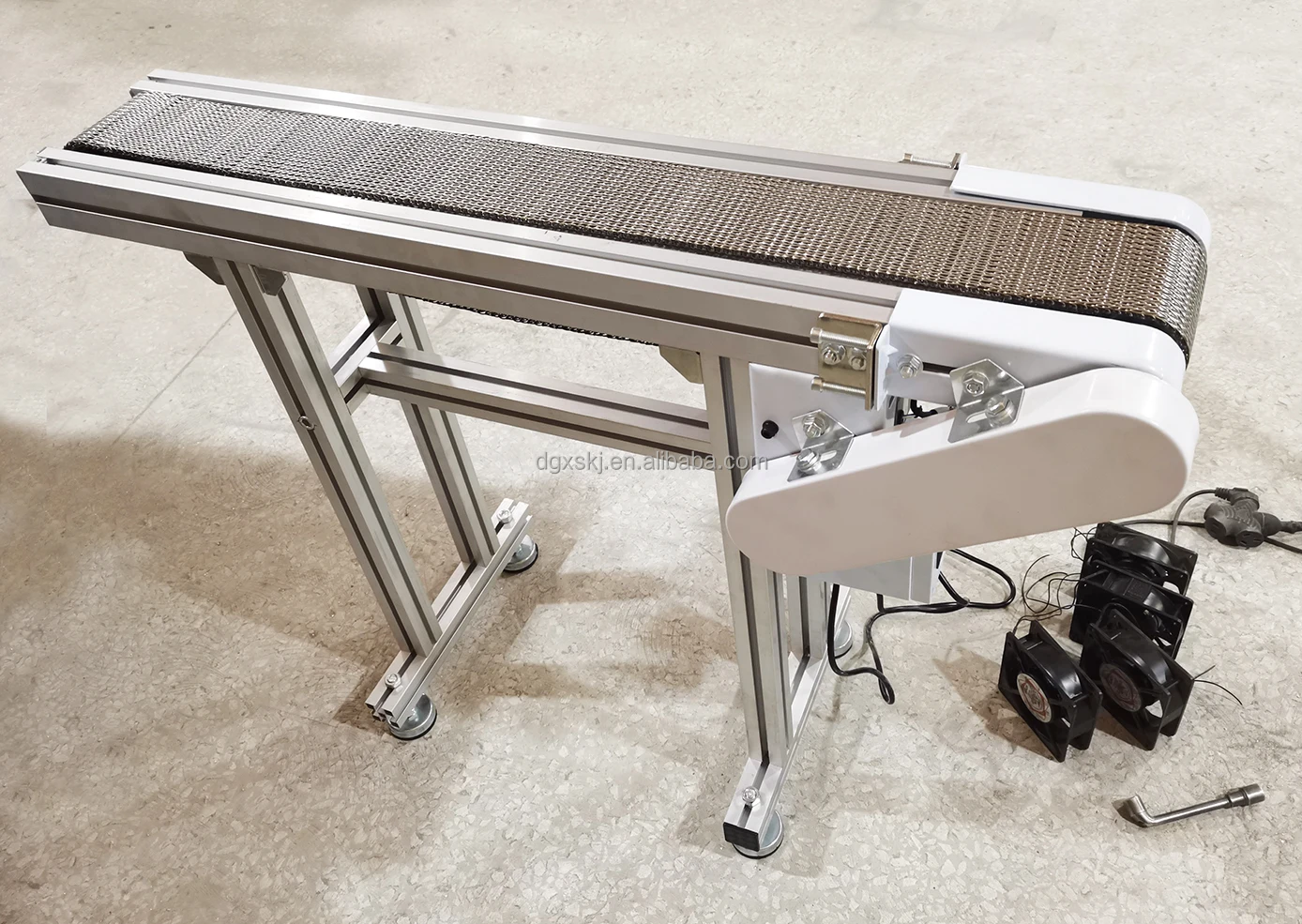 Stainless Steel Belt Conveyor - High Temperature & Motorized