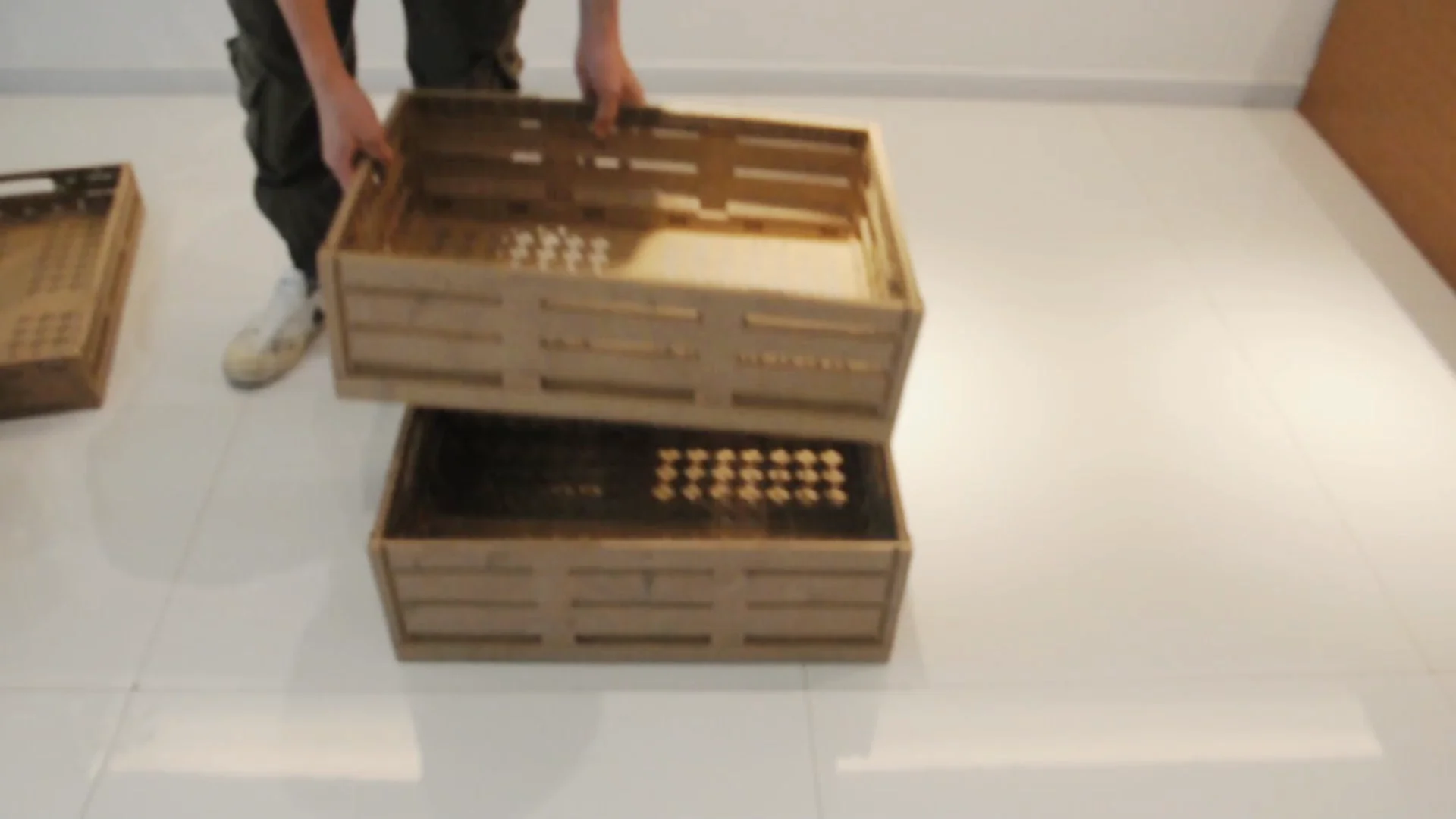 Plastic Wood Grain Logistics Basket For Turnover Storage Mesh Stackable ...