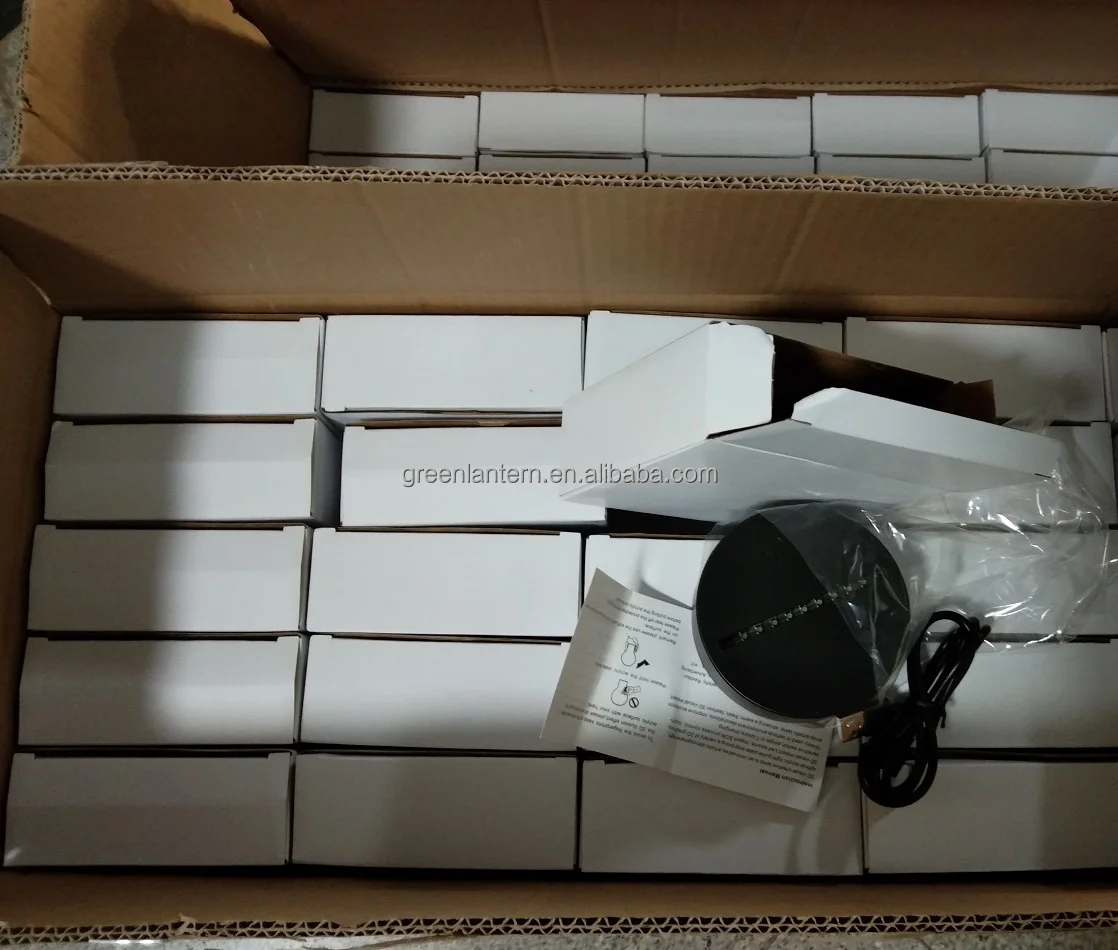 Round 3D Illusion LED Night Light & Wooden Base Lamp ODM | Wholesale