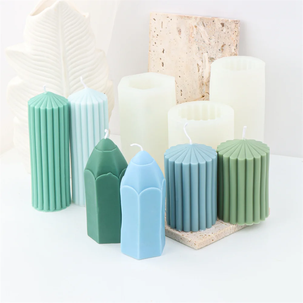 Cylindrical Tall Pillar Candle Molds - Aesthetic Twist