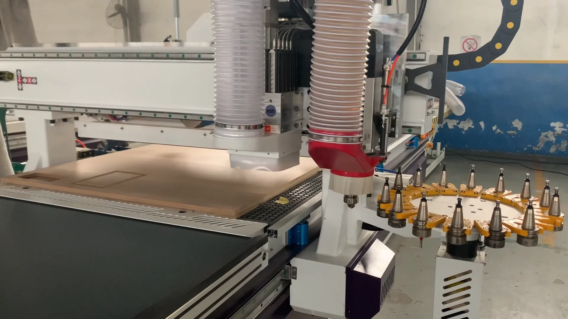 Wood Cabinets Doors Cnc Cutting Nesting Machine Fully Automatic Cnc Router With Auto Loading ...