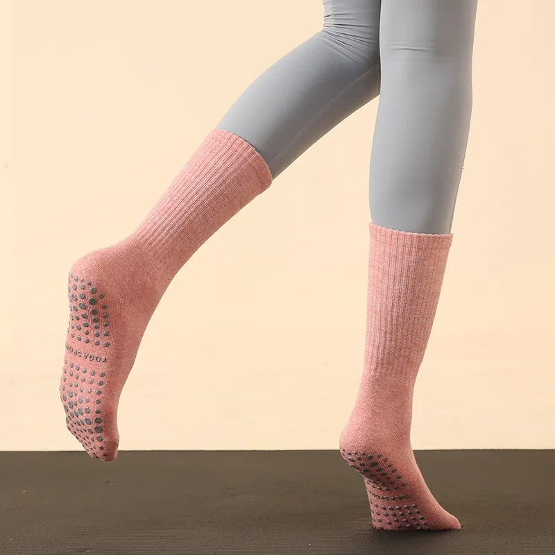 Women's Long Pilates Socks Gym Grip Pilates Socks Fashion Ribbed Cotton ...