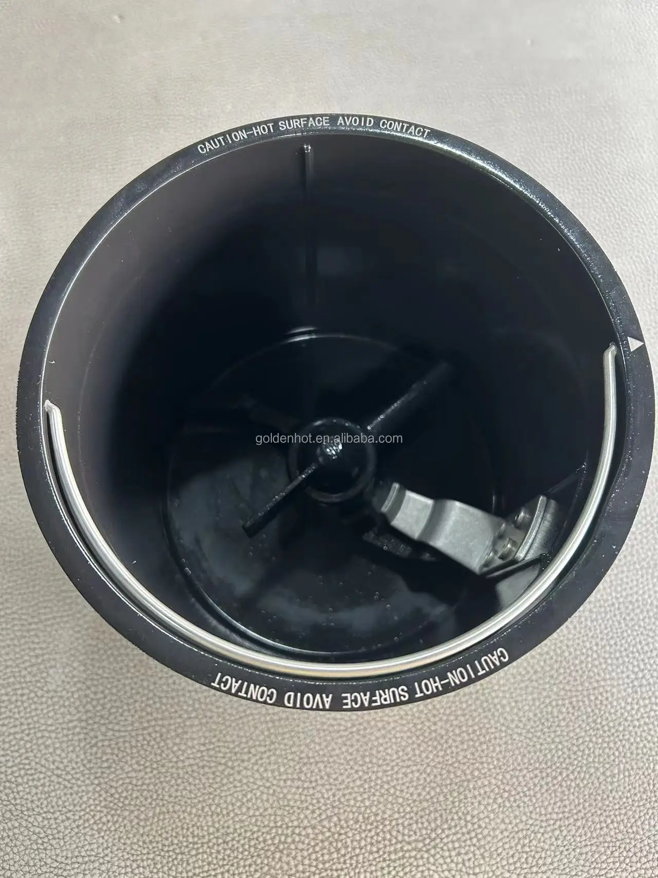 2.5L Portable Kitchen Composter - Efficient Garbage Disposal