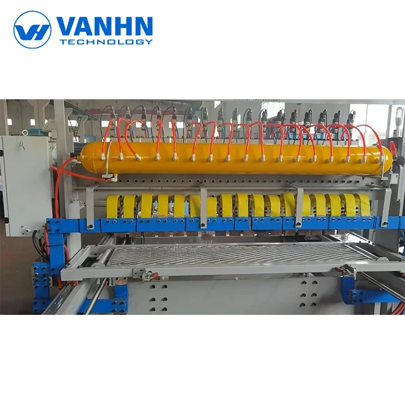 Automatic Welding Scaffold Mesh Plank Welding Machine Supporting ...