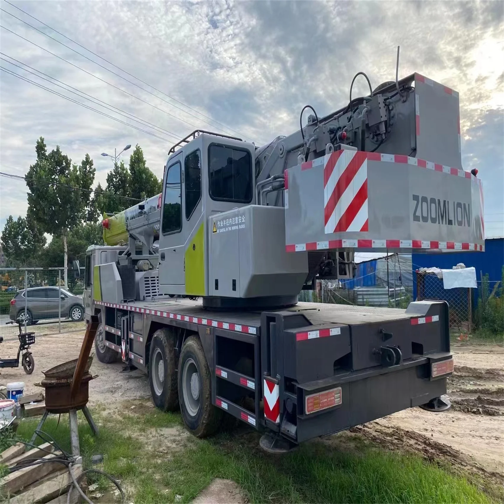 Used Zoomlion Ztc300 30 Ton Crane Mounted Truck - Buy Zoomlion Ztc300 used Zoomlion Ztc300 30 ...