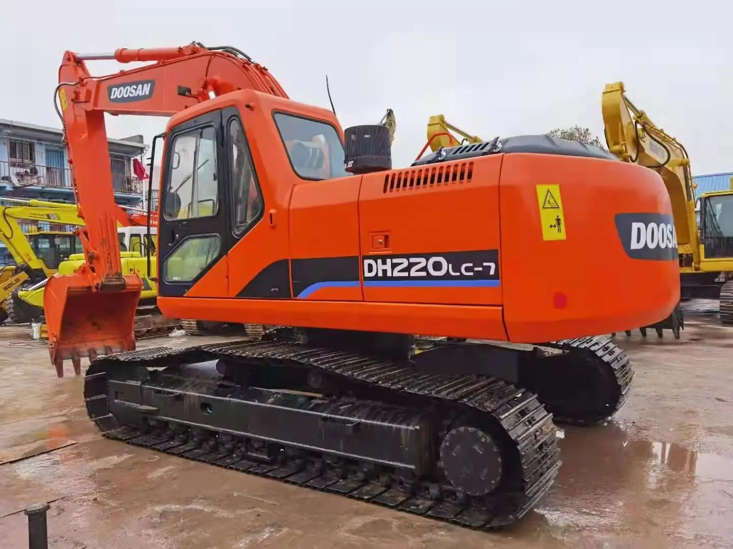 Low Price Used Original Doosan DX140 DX150 DX225 DX300 Excavators ...