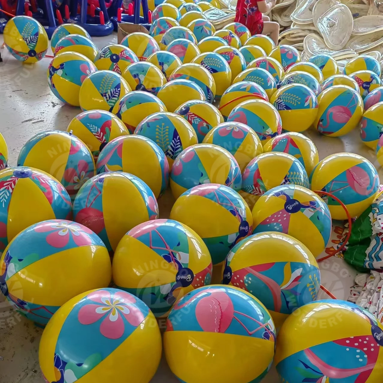 Fun Outdoor Beach Ball - Inflatable Holiday Toy for All Ages