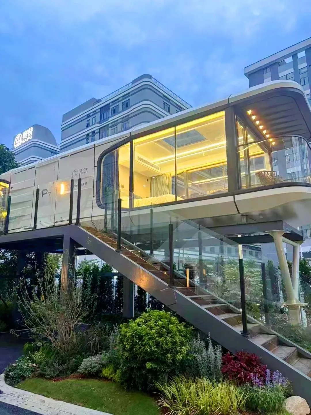 Luxury Floating Hotel Glamping Pod - Customizable Containers