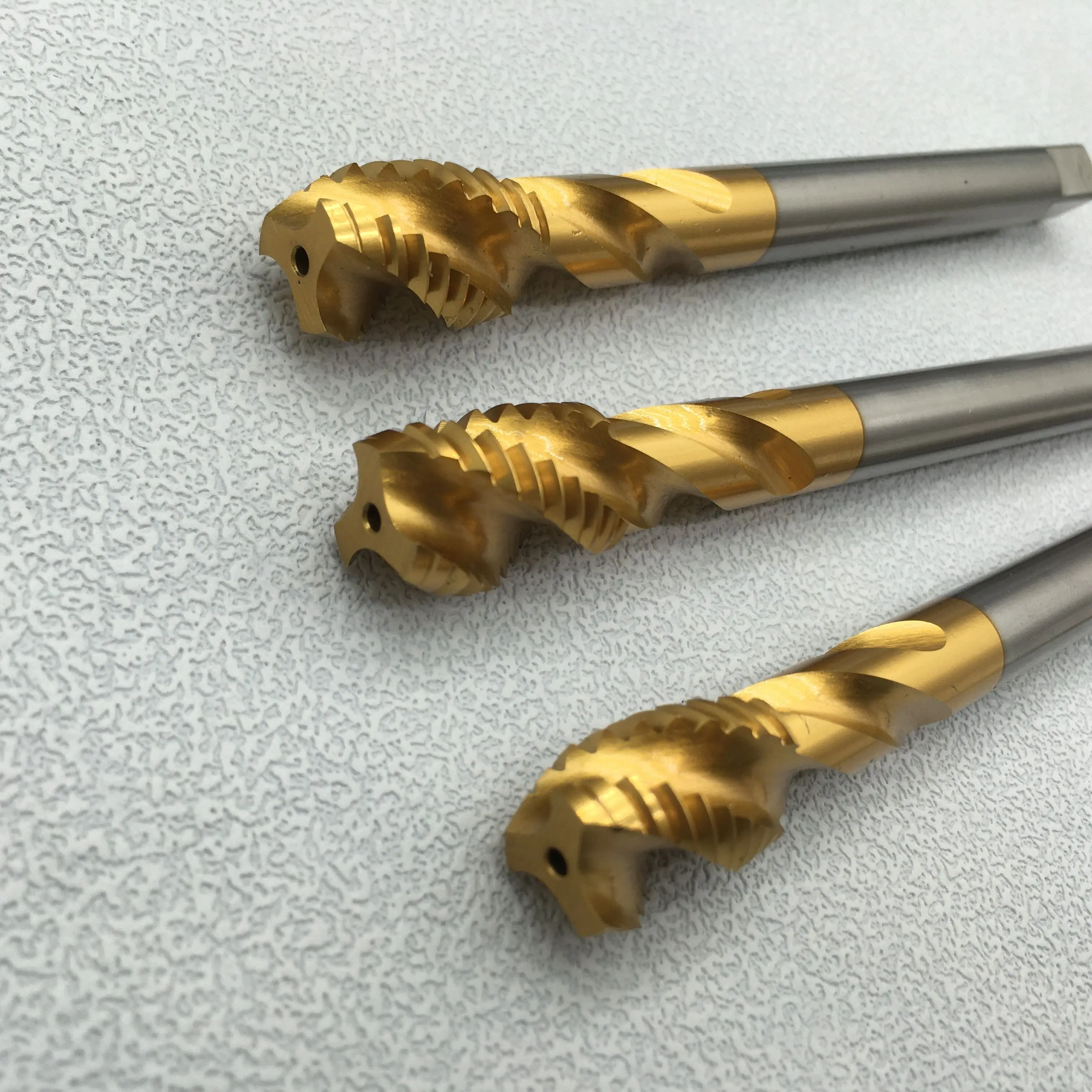 Hsse Tap With Coolant Hsse-spiral Tap Din371/376 - Buy Current Tap,Hsse ...