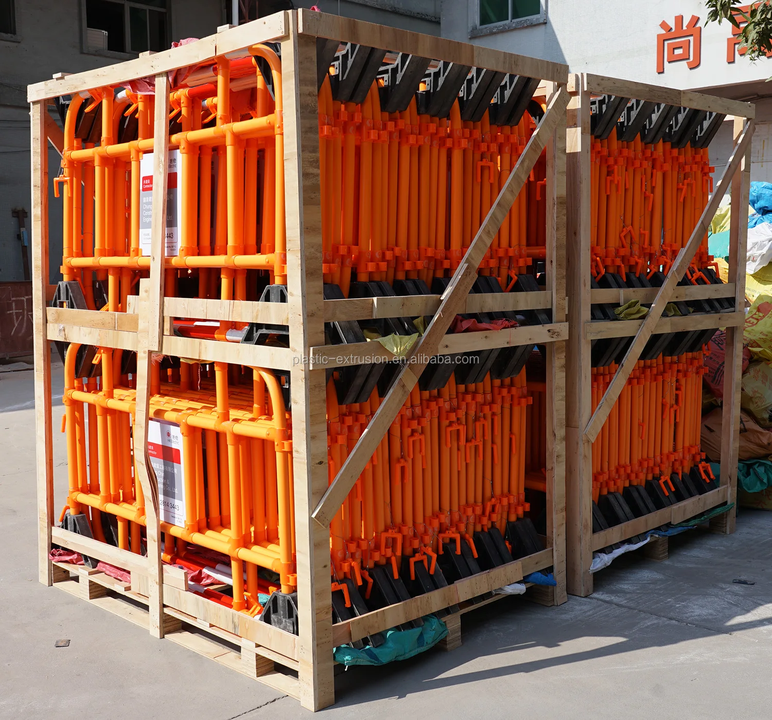 Low Price And Environmental Protection Plastic Road Barrier Pvc Concert ...