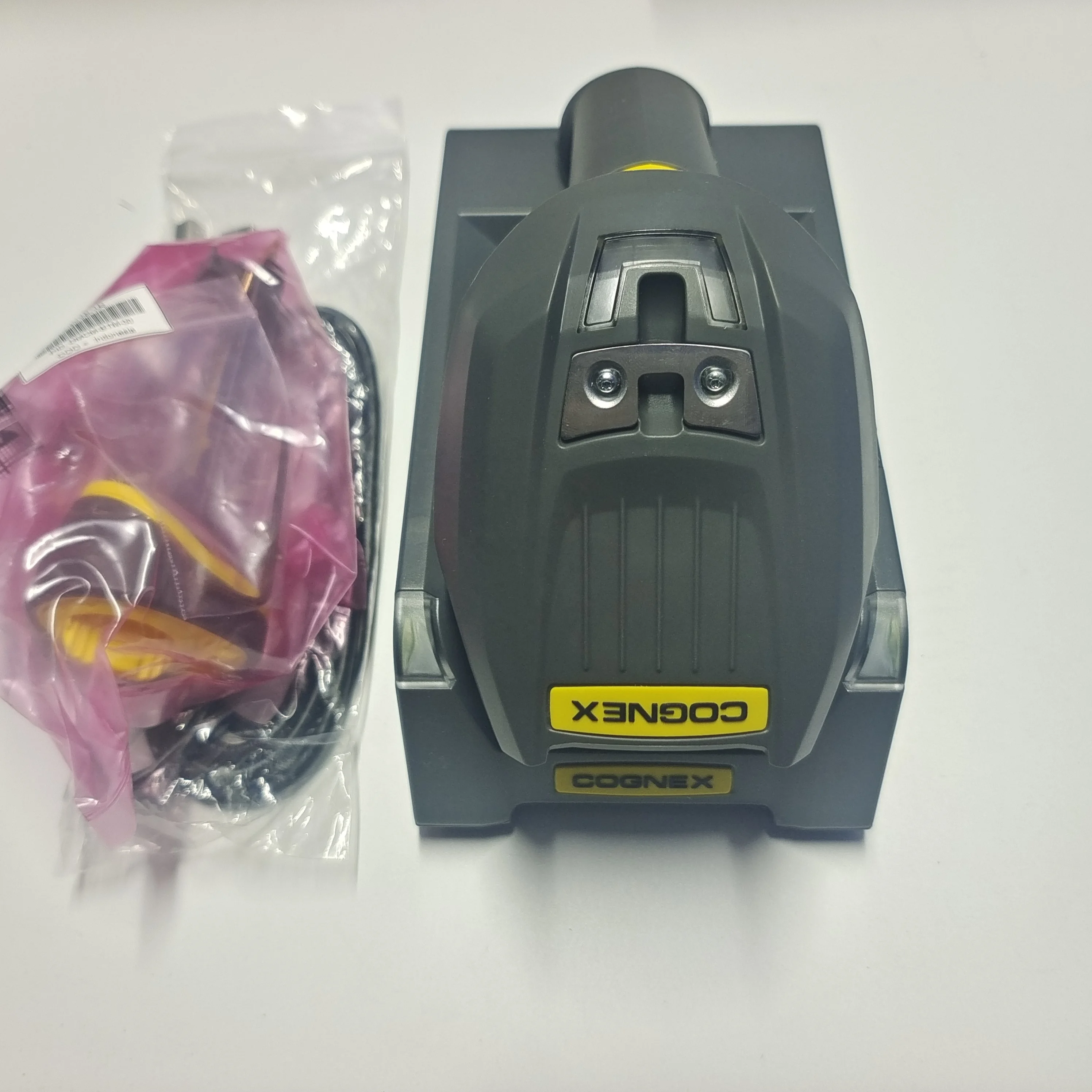 DM8050 Cognex Dataman Handheld Barcode Scanner - DMR-8050-0400