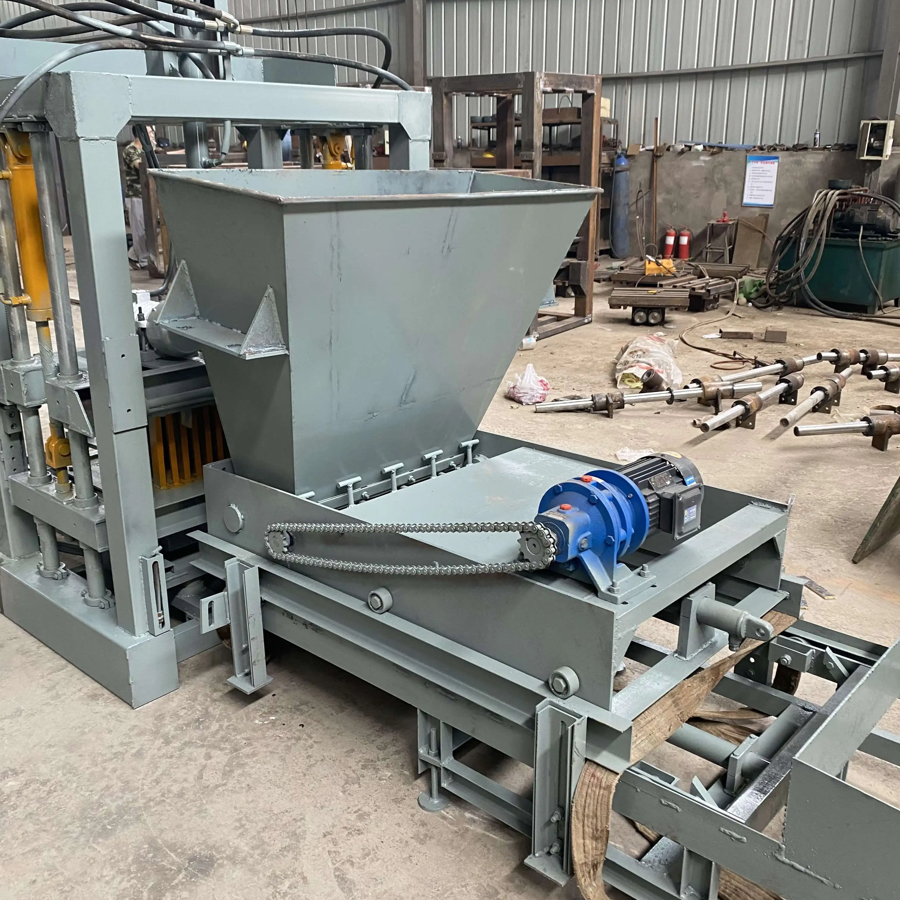 Hydraulic Pressure Automatic Cement Brick Making Machine 4-30 For South ...