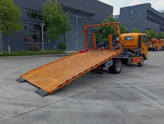 Howo Heavy Duty Flatbed Sliding Rotator Tow Truck Towing Wrecker ...